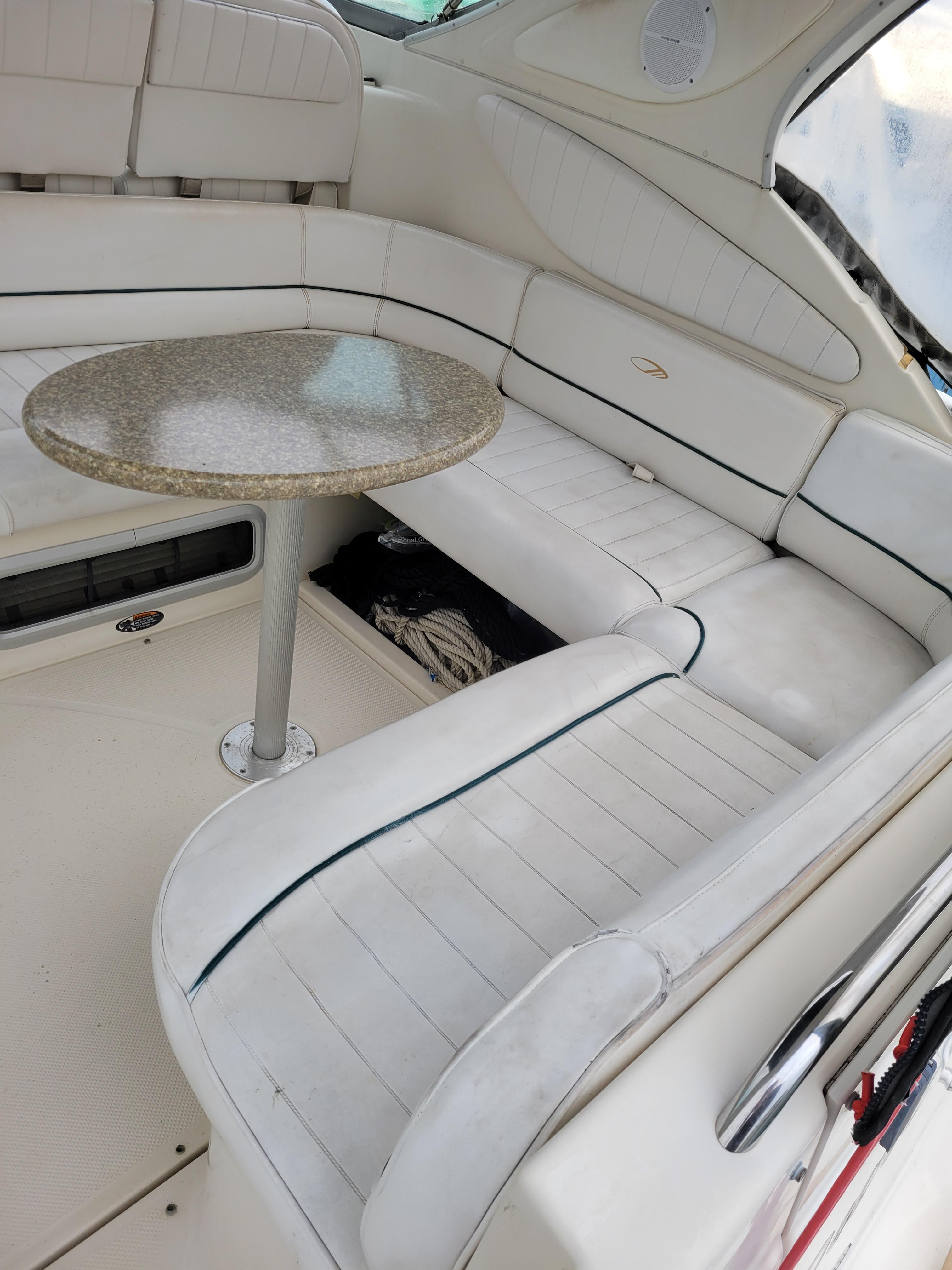 1997 Maxum 3000 SCR Express Cruiser for sale - YachtWorld