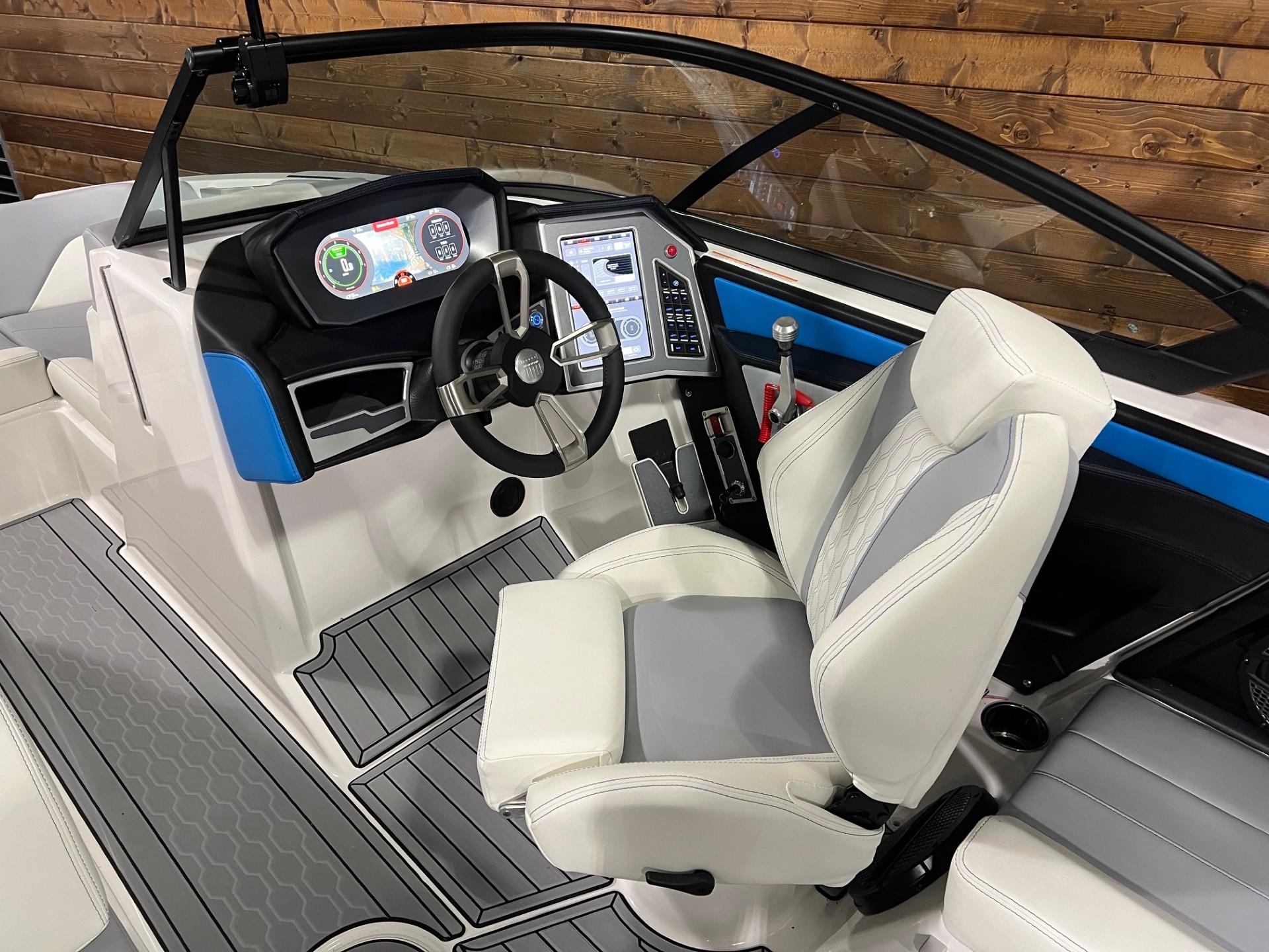 2024 MasterCraft XT20 Ski and Wakeboard for sale - YachtWorld