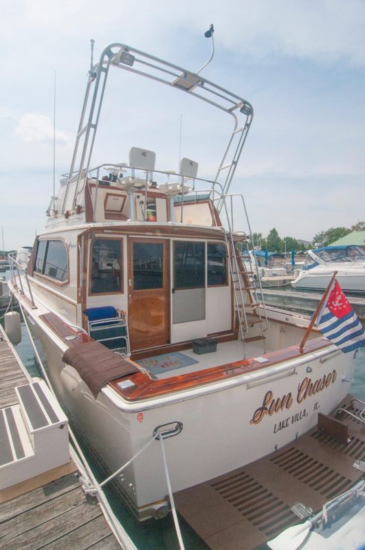 1984 Egg Harbor 33 Convertible - Weber Yachts