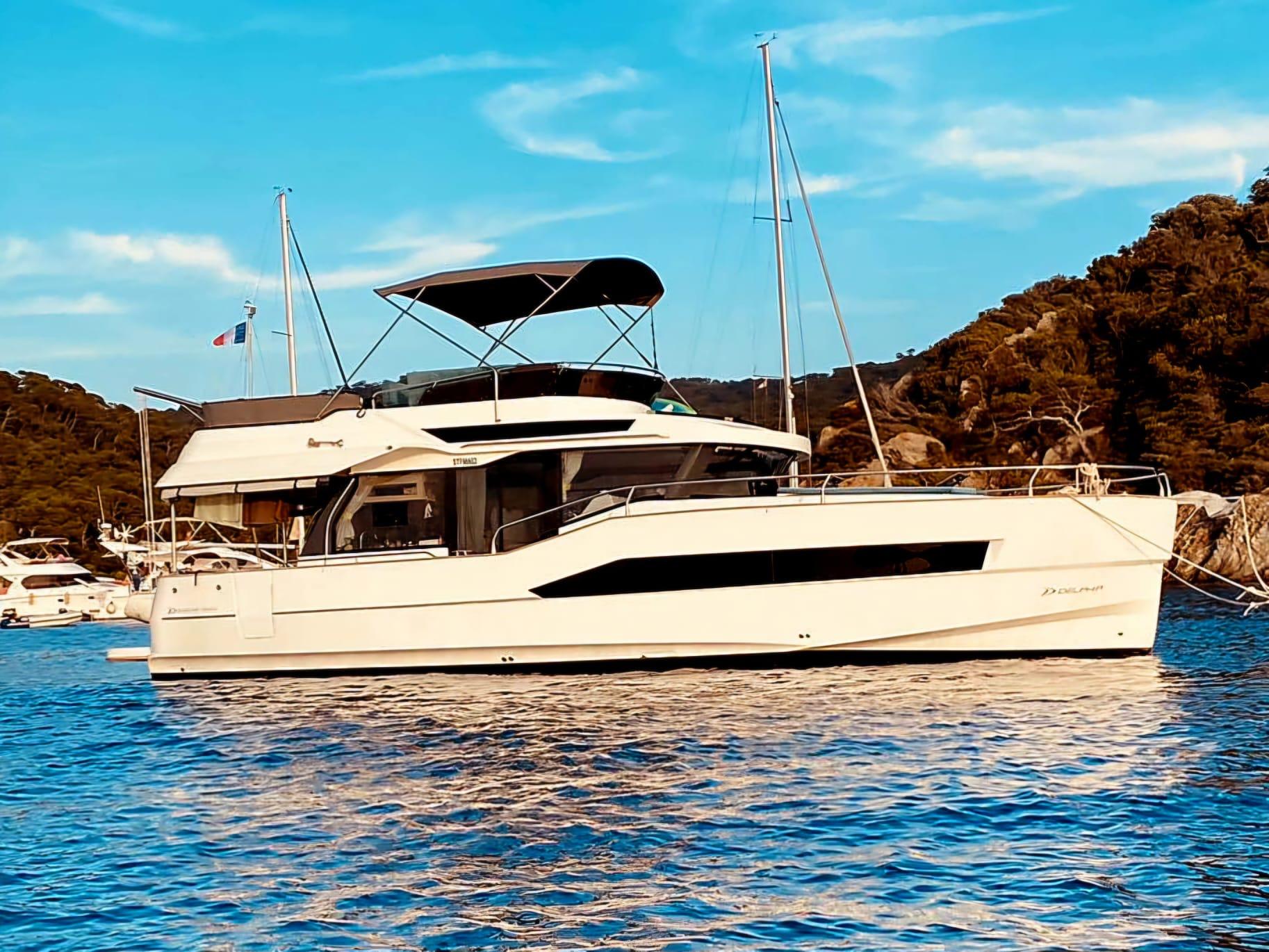 Occasion 2020 Delphia DELPHIA 1200 FLY - Gard ( 30 ) | YachtFocus