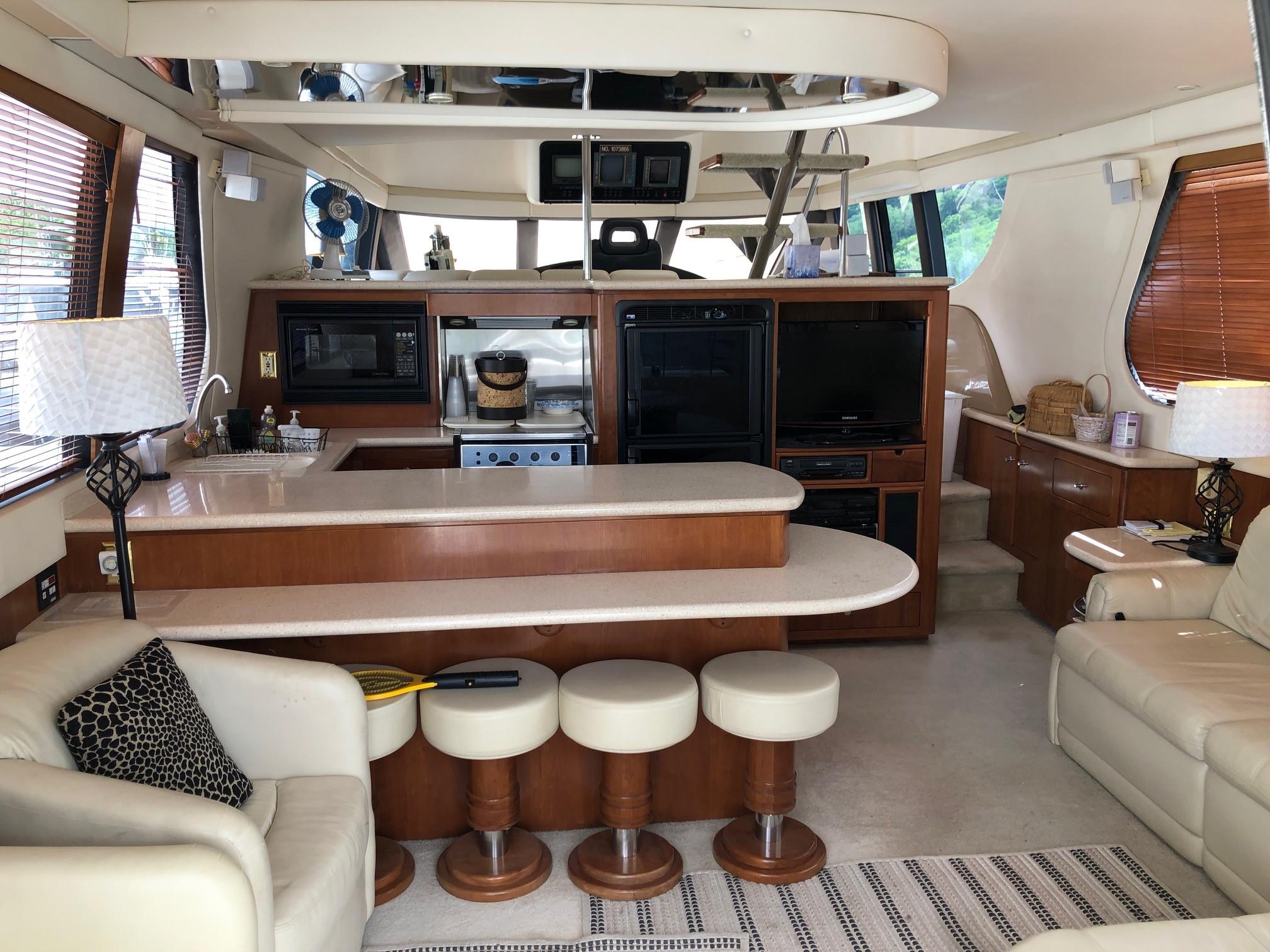 1998 Carver 530 Voyager Pilothouse Pilothouse for sale - YachtWorld