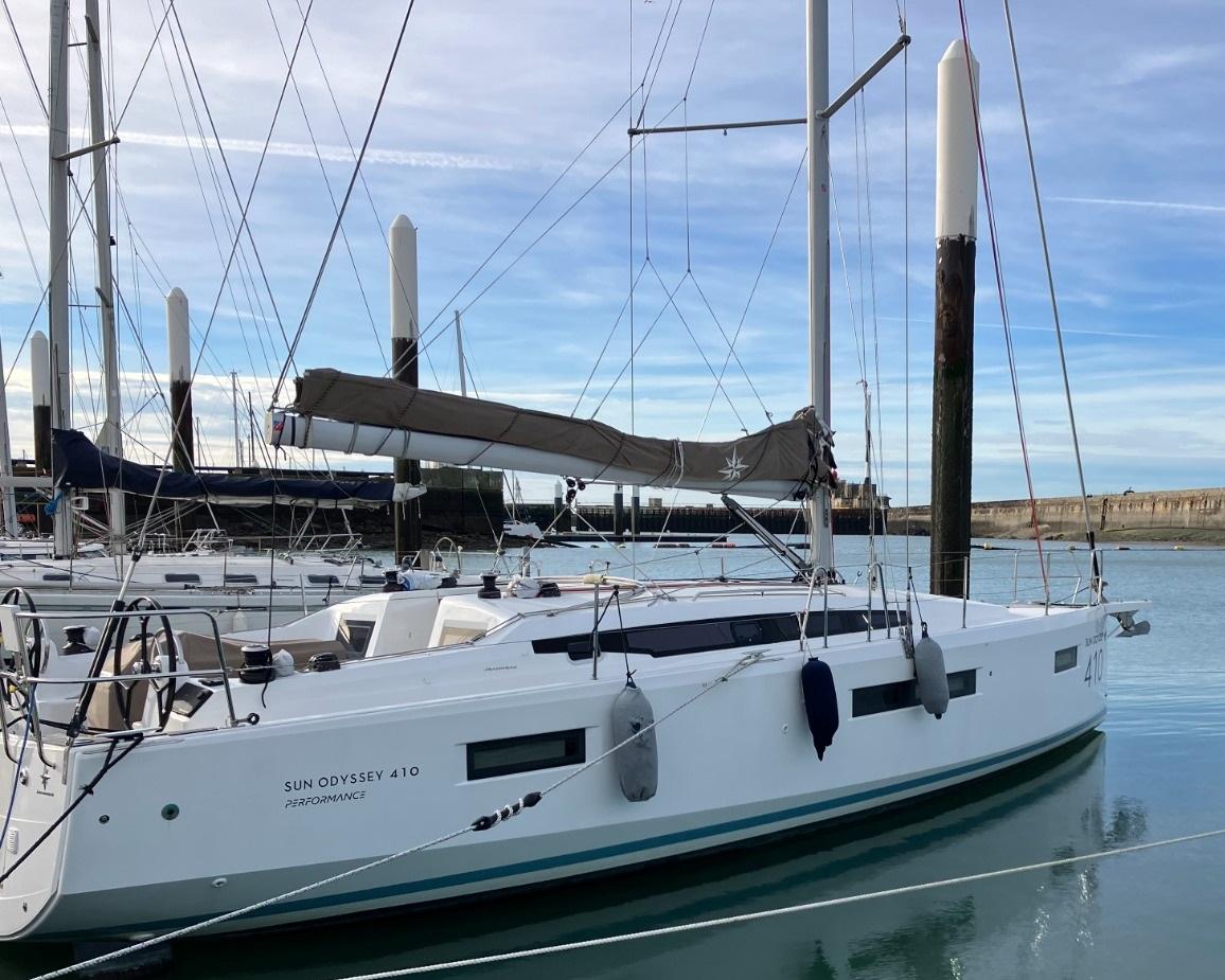 2020 Jeanneau Sun Odyssey 410 Sloop for sale - YachtWorld