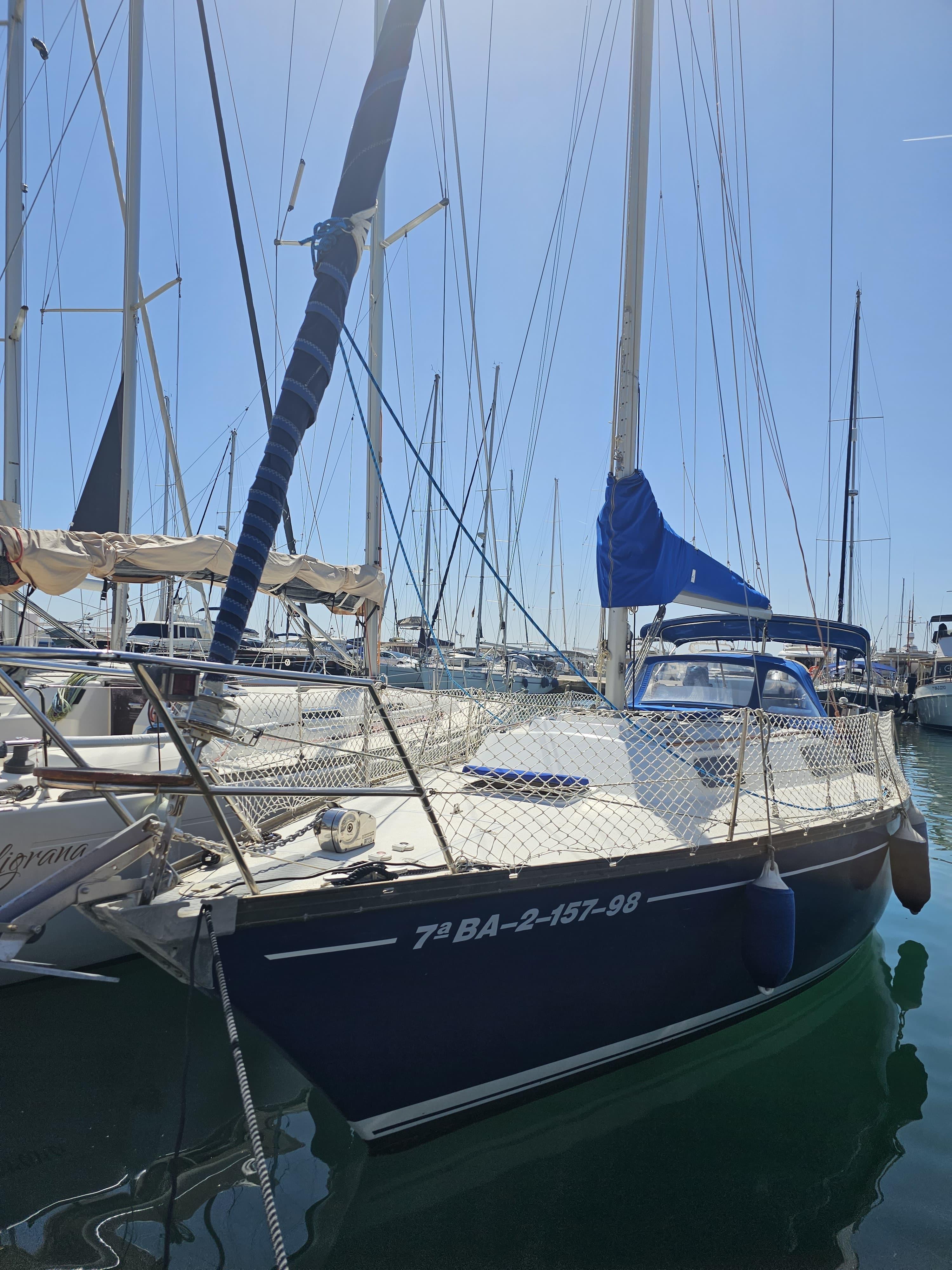 Occasion 1980 Dufour 31 - Barcelona | TopBoats