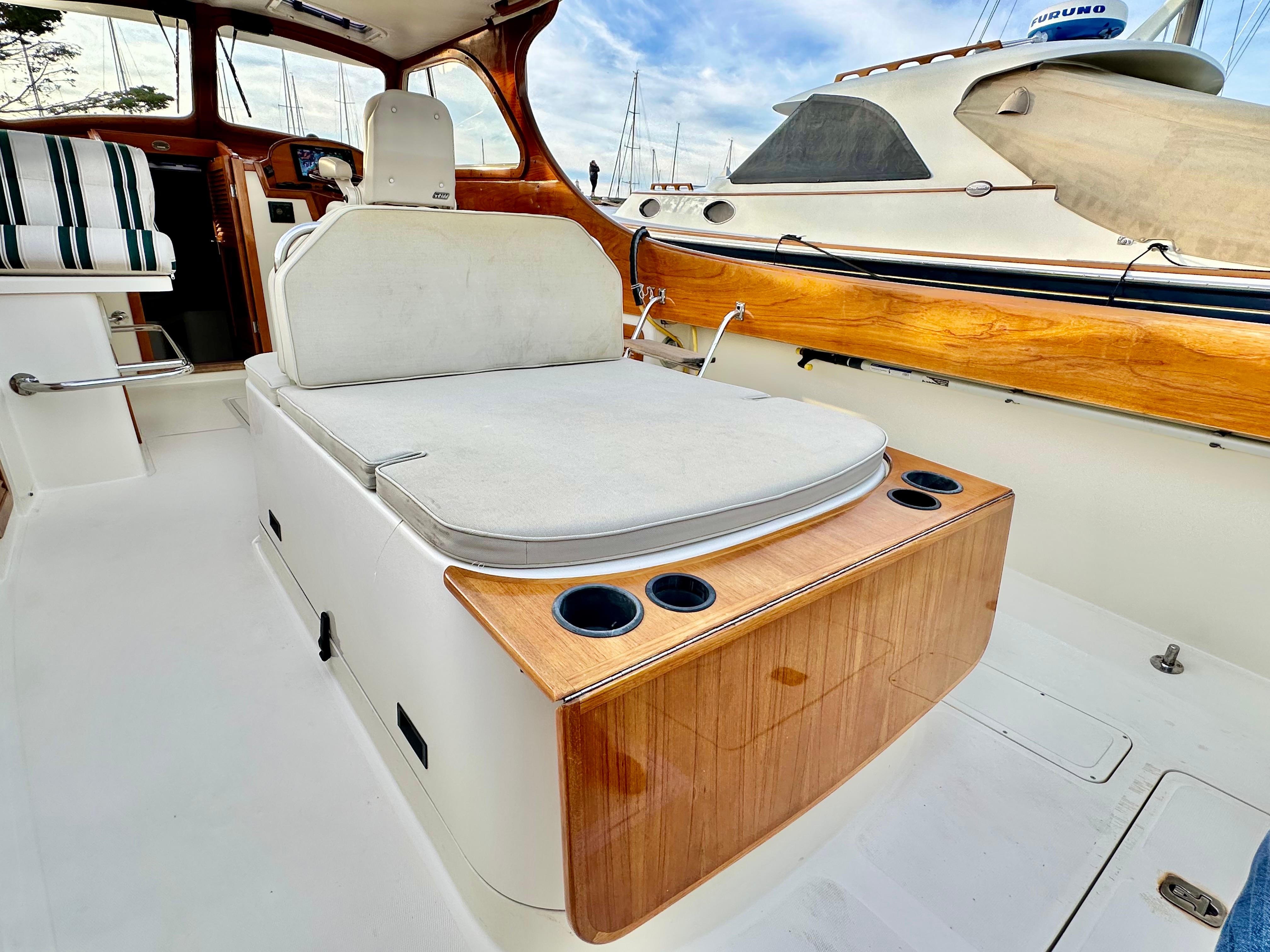 2001 Hinckley 36 Classic Picnic Boat Lobster boat en venta - YachtWorld