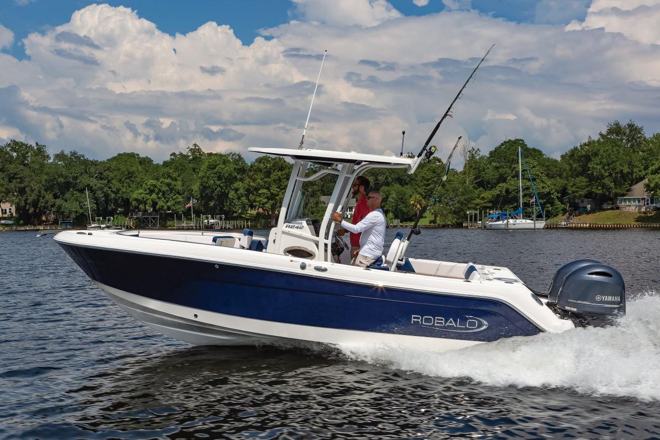 2021 Robalo R242 Center Console Middenconsole boten te koop- YachtWorld