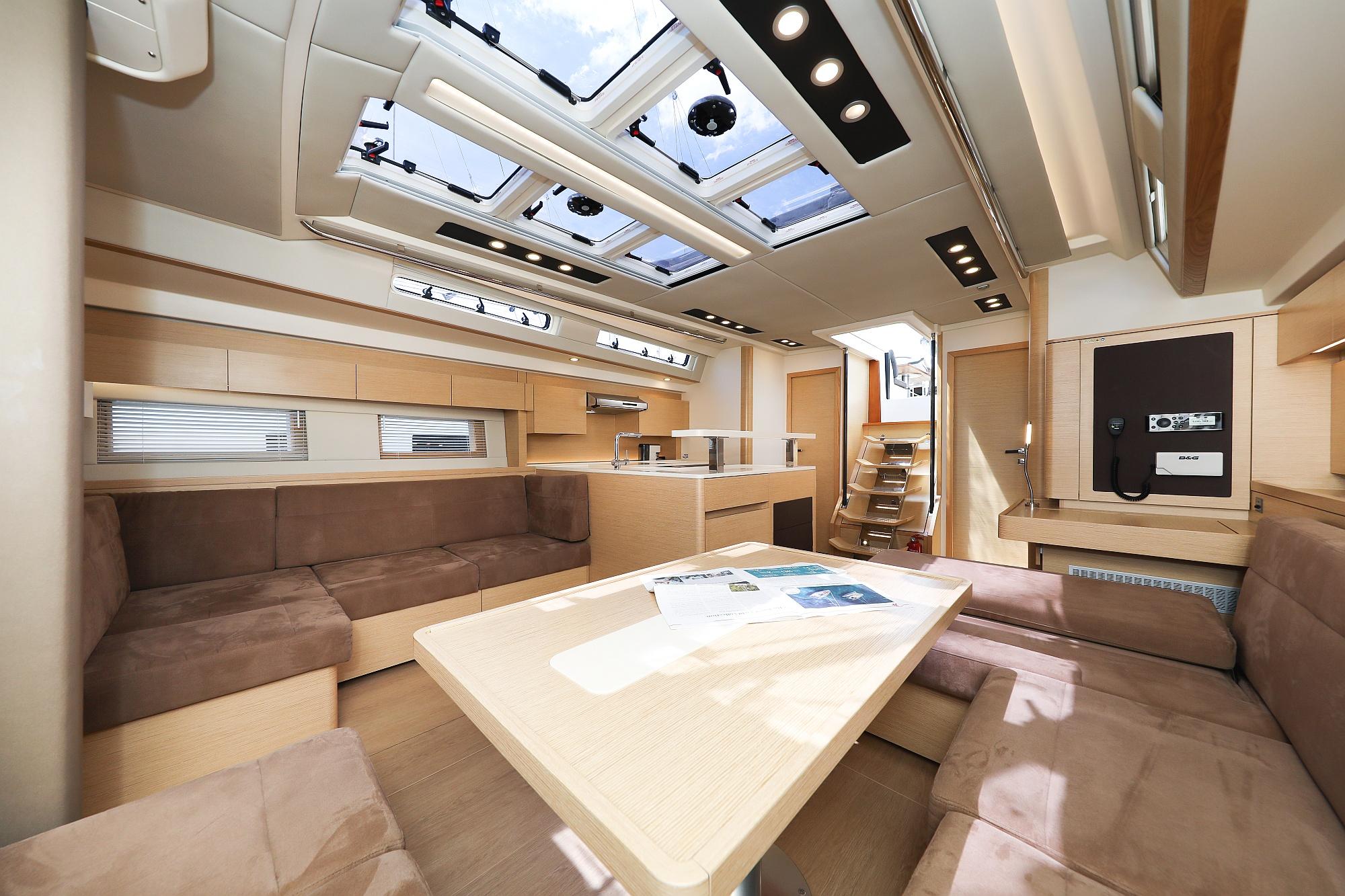 2018 Hanse 588 Cruiser for sale - YachtWorld