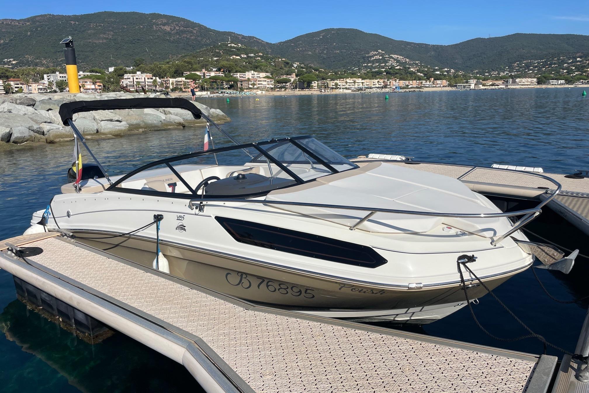 2018 Bayliner VR5 Cuddy Cuddy Cabin for sale - YachtWorld