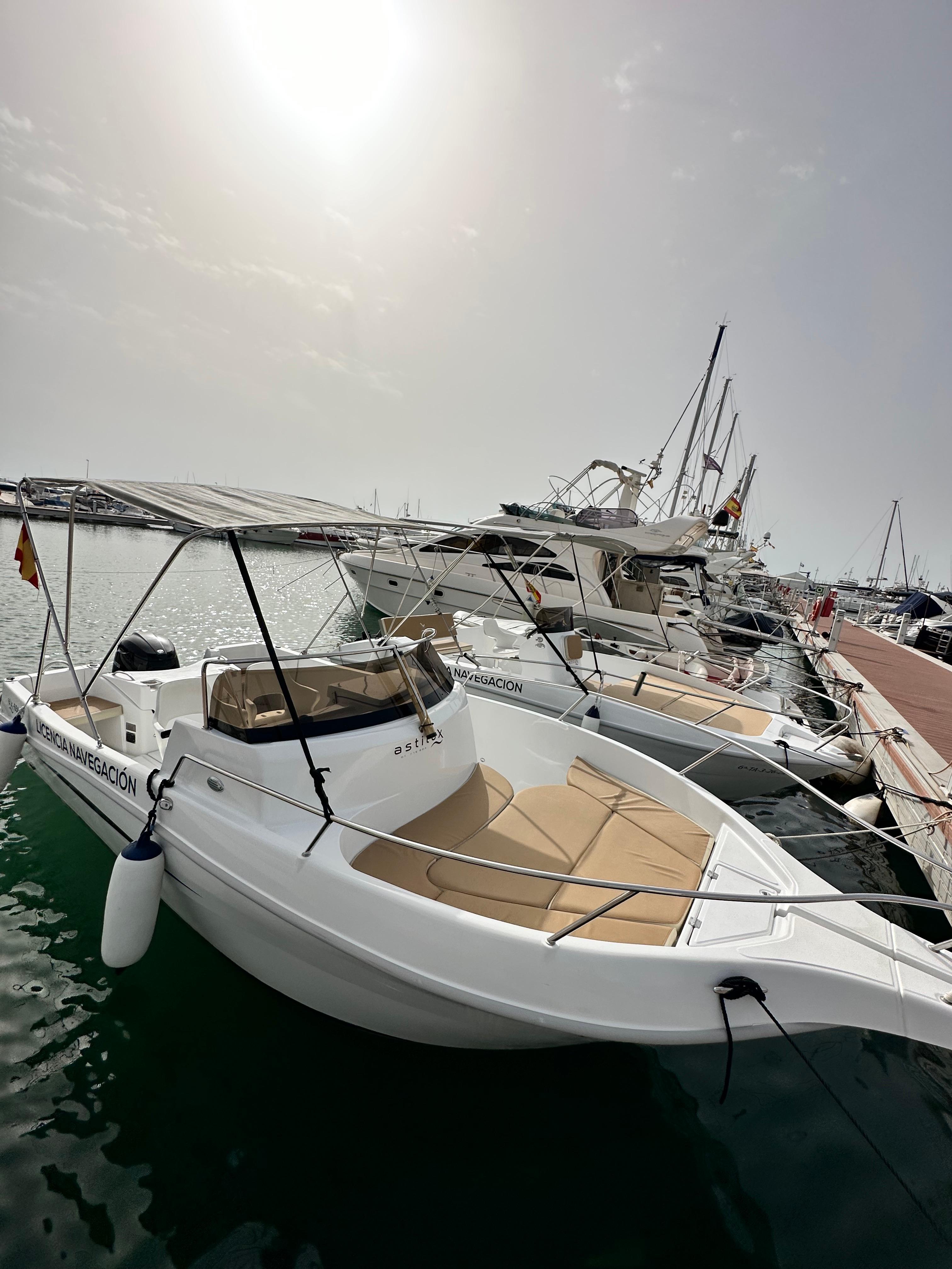 Used 2022 Astilux 650 AX OPEN - Tarragona | TopBoats
