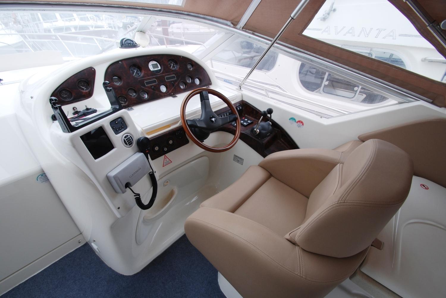 2003 Cranchi 37 Smeraldo Motor Yachts for sale - YachtWorld