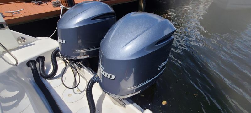 2015 Robalo R300 Center Console Center Console for sale - YachtWorld