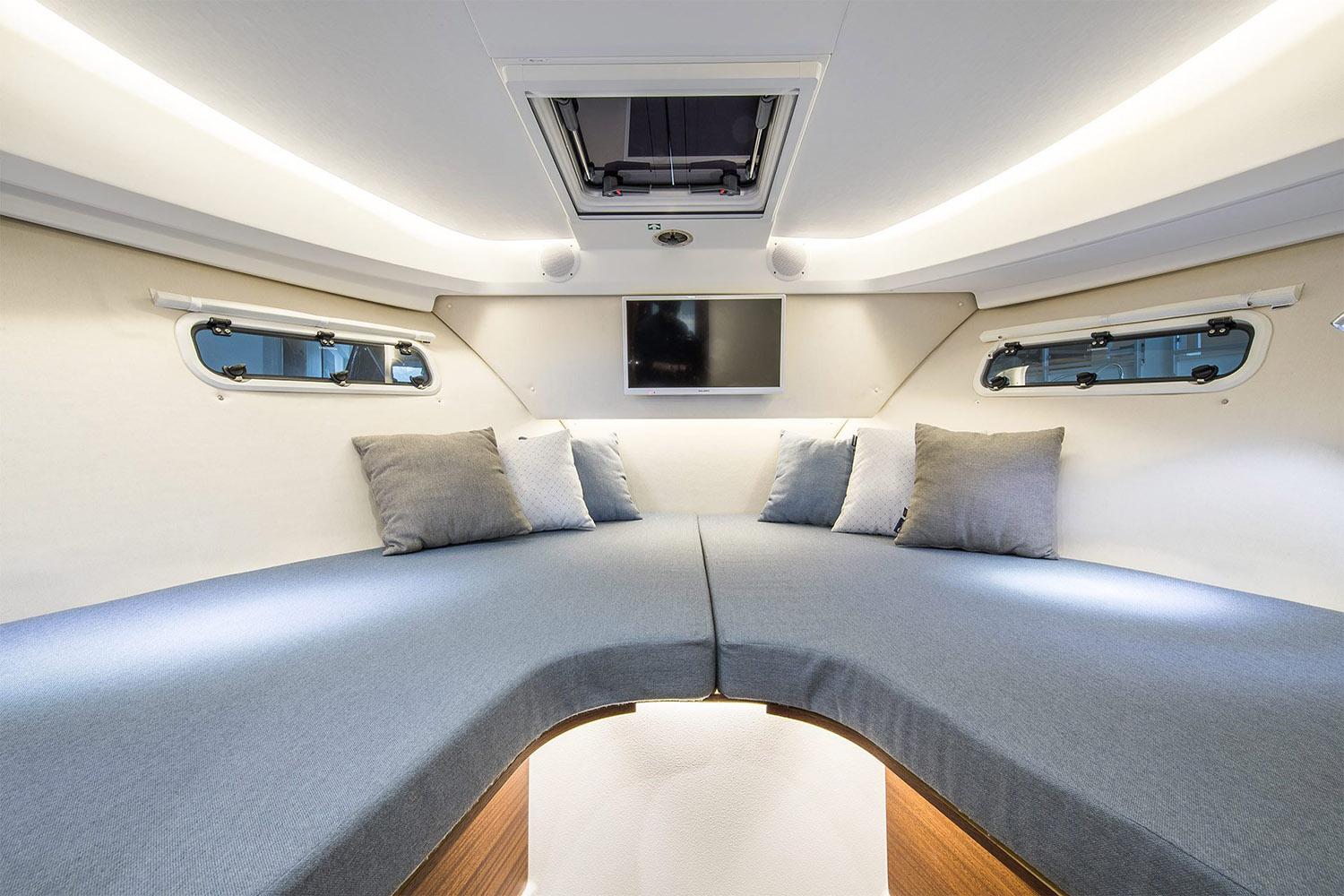 2025 Nimbus 305 Drophead Cruiser for sale - YachtWorld