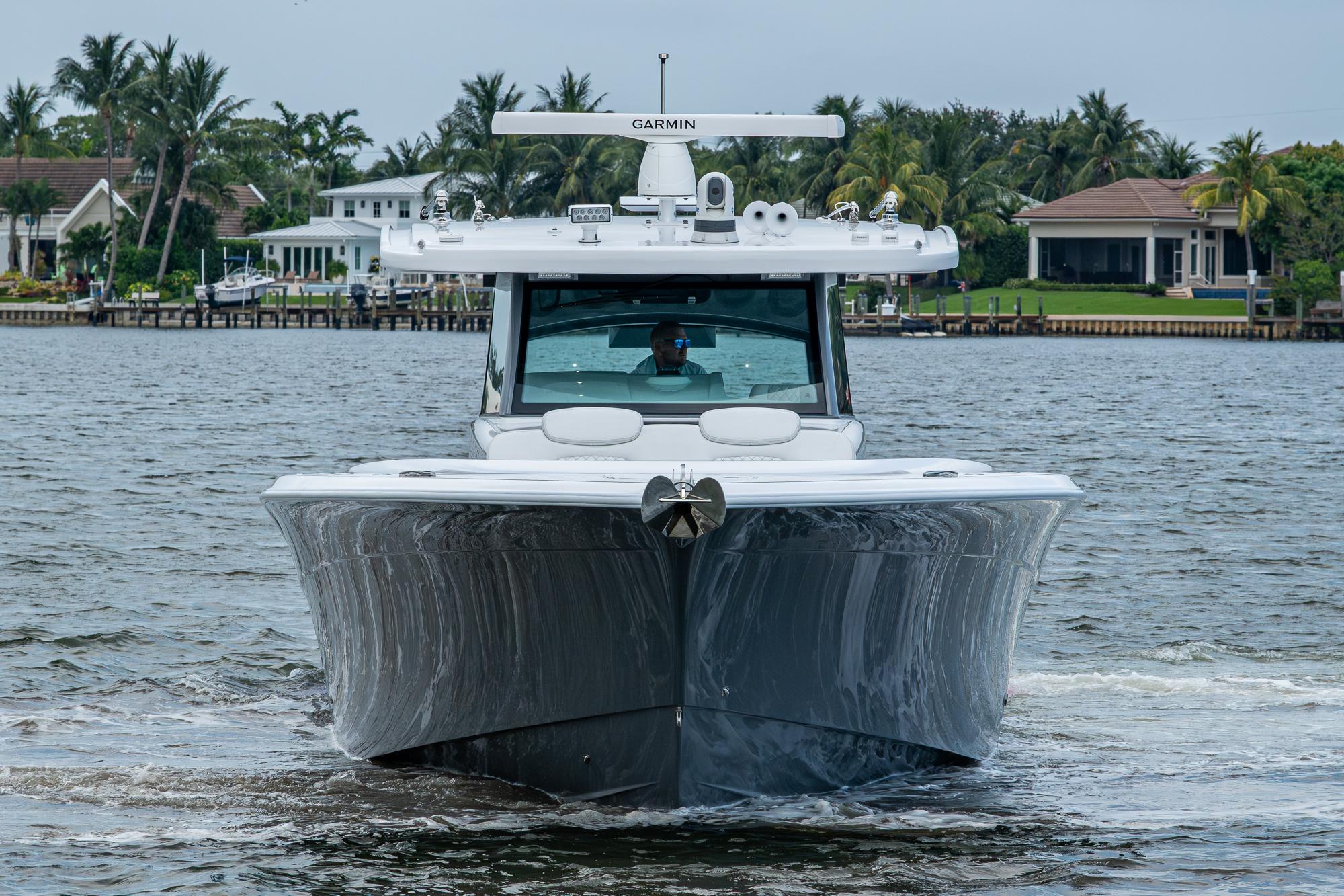 2025 HCB 48 Campeon Center Console for sale - YachtWorld