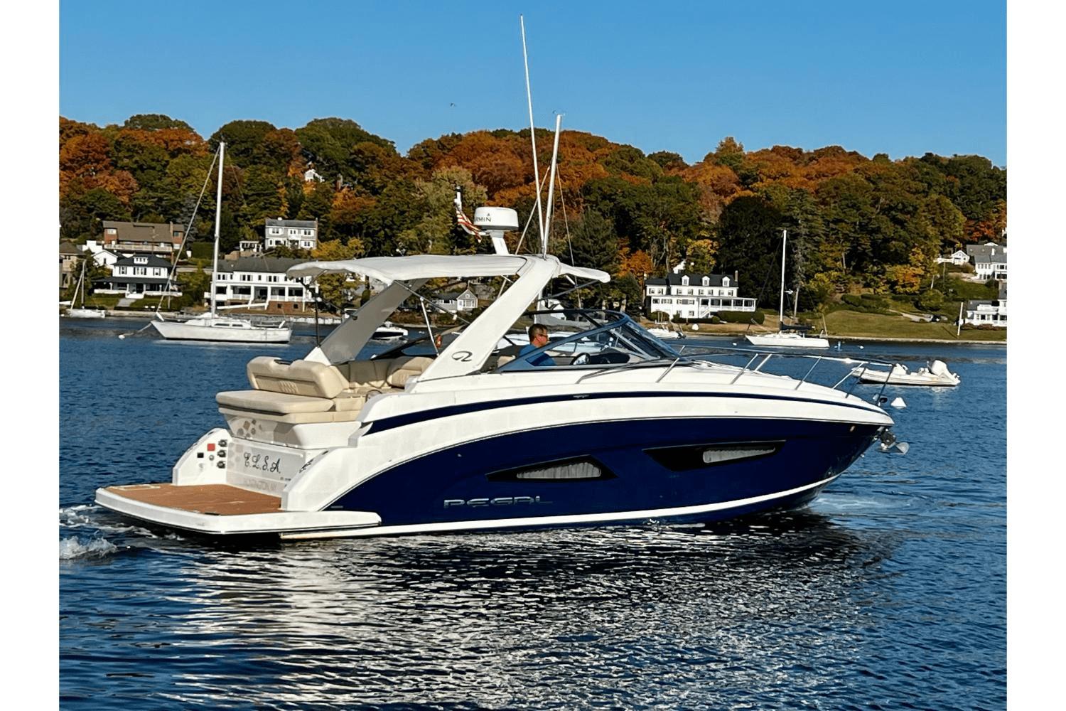 Regal 33 Express boats for sale | YachtWorld