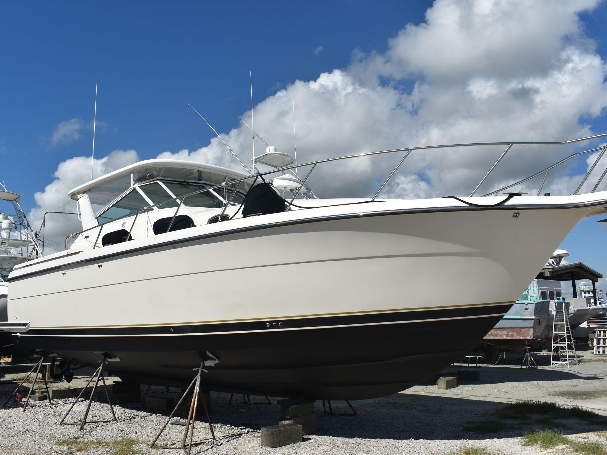 1996 Tiara Yachts 4000 Express Hardtop Sports Cruiser for sale - YachtWorld