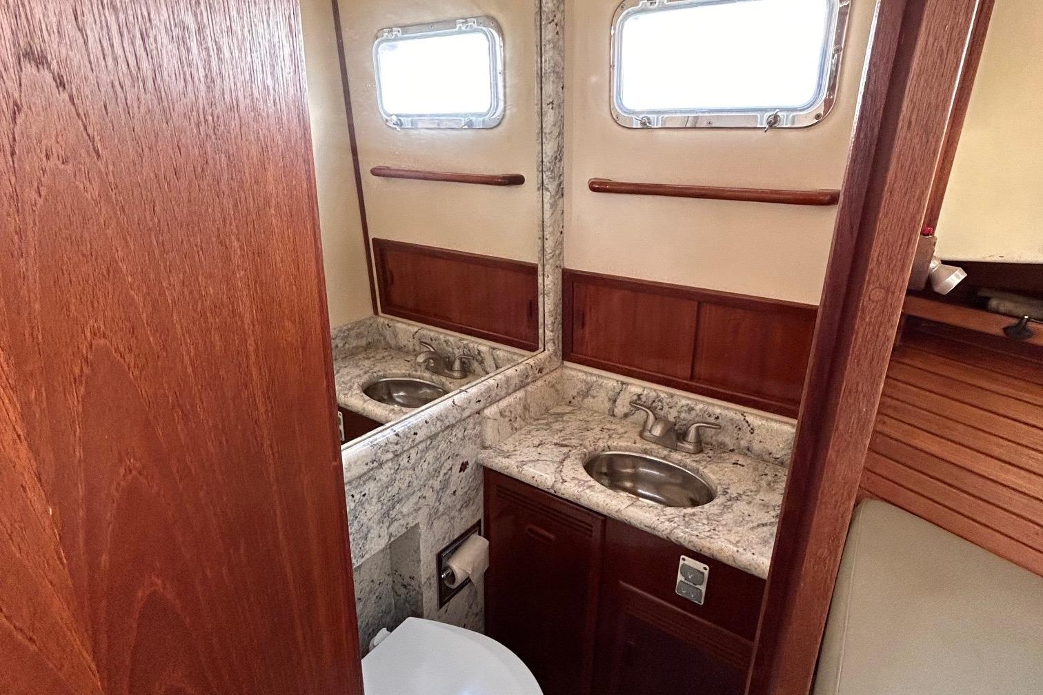 1976 Pacific Trawler TRAWLER Trawler for sale - YachtWorld