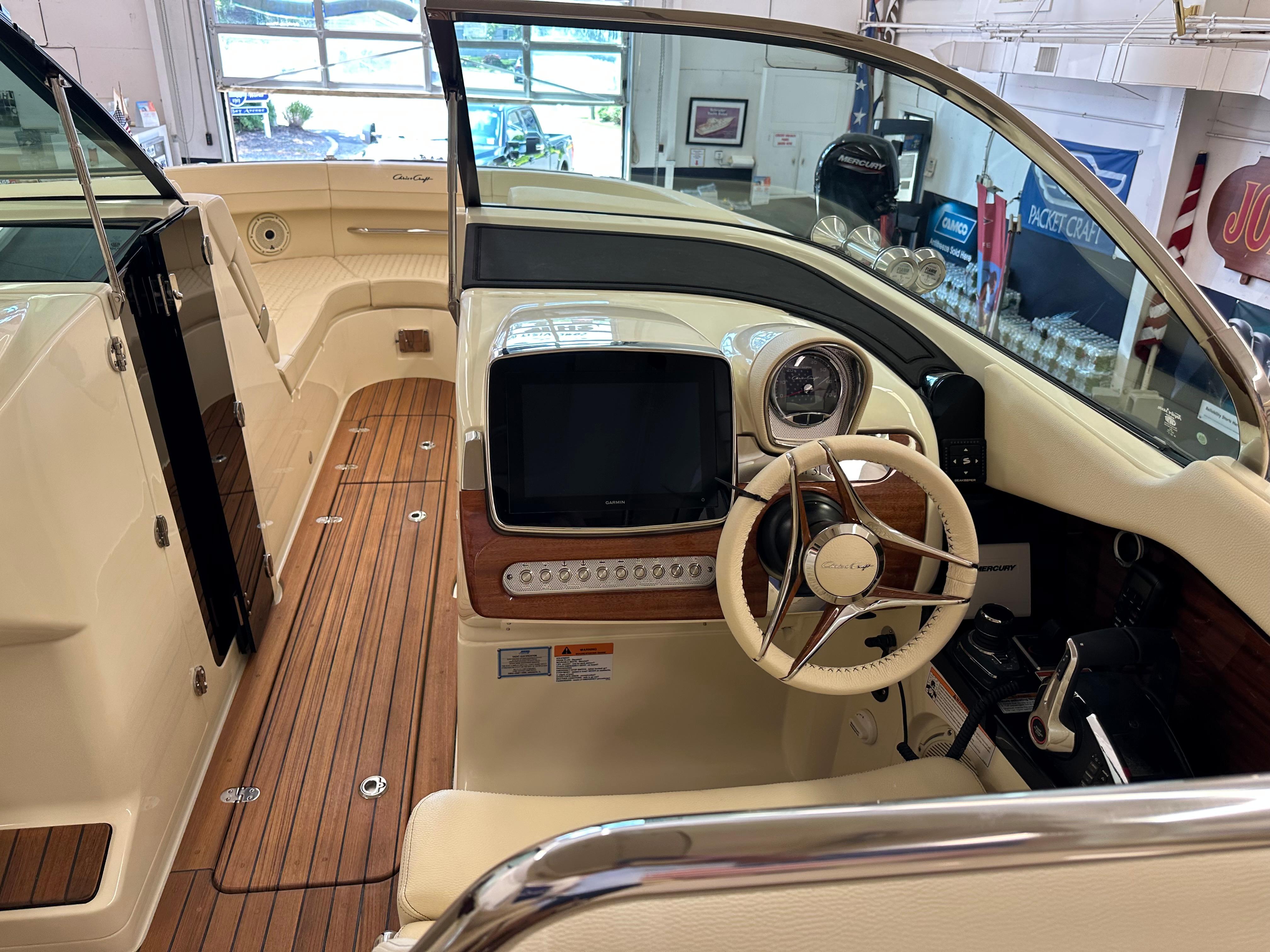 2024 Chris-Craft Launch 31 GT Bowrider for sale - YachtWorld