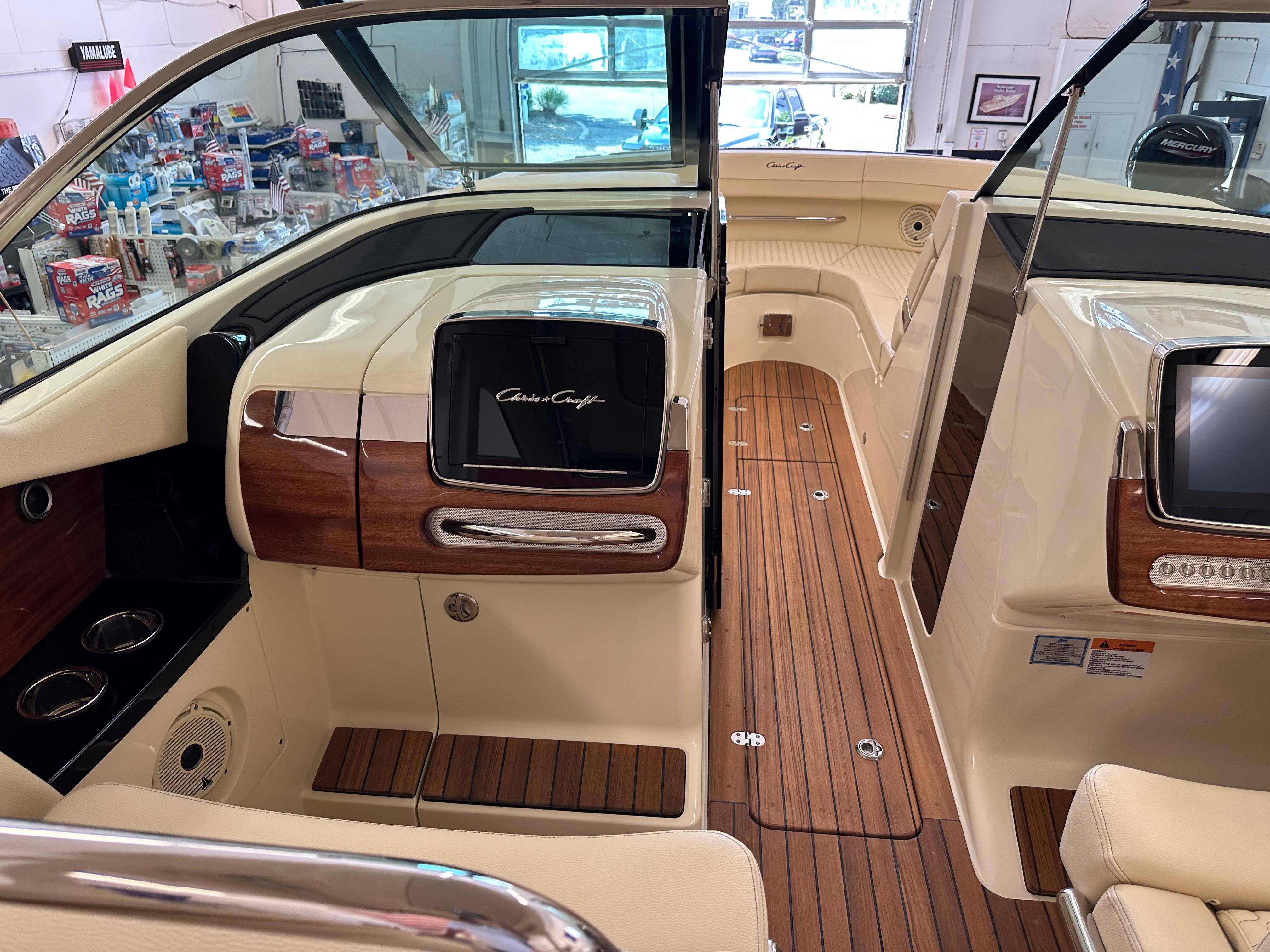 2024 Chris-Craft Launch 31 GT Bowrider for sale - YachtWorld