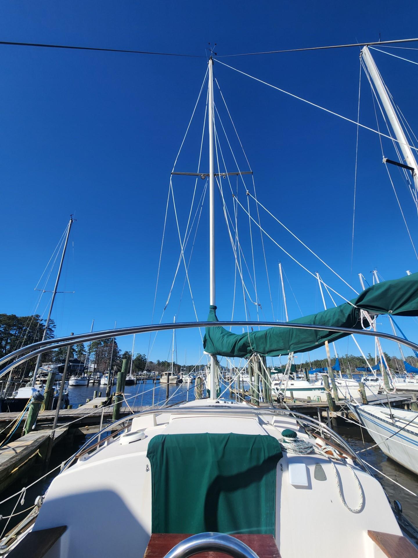 1987 Island Packet 27 Sloop for sale - YachtWorld