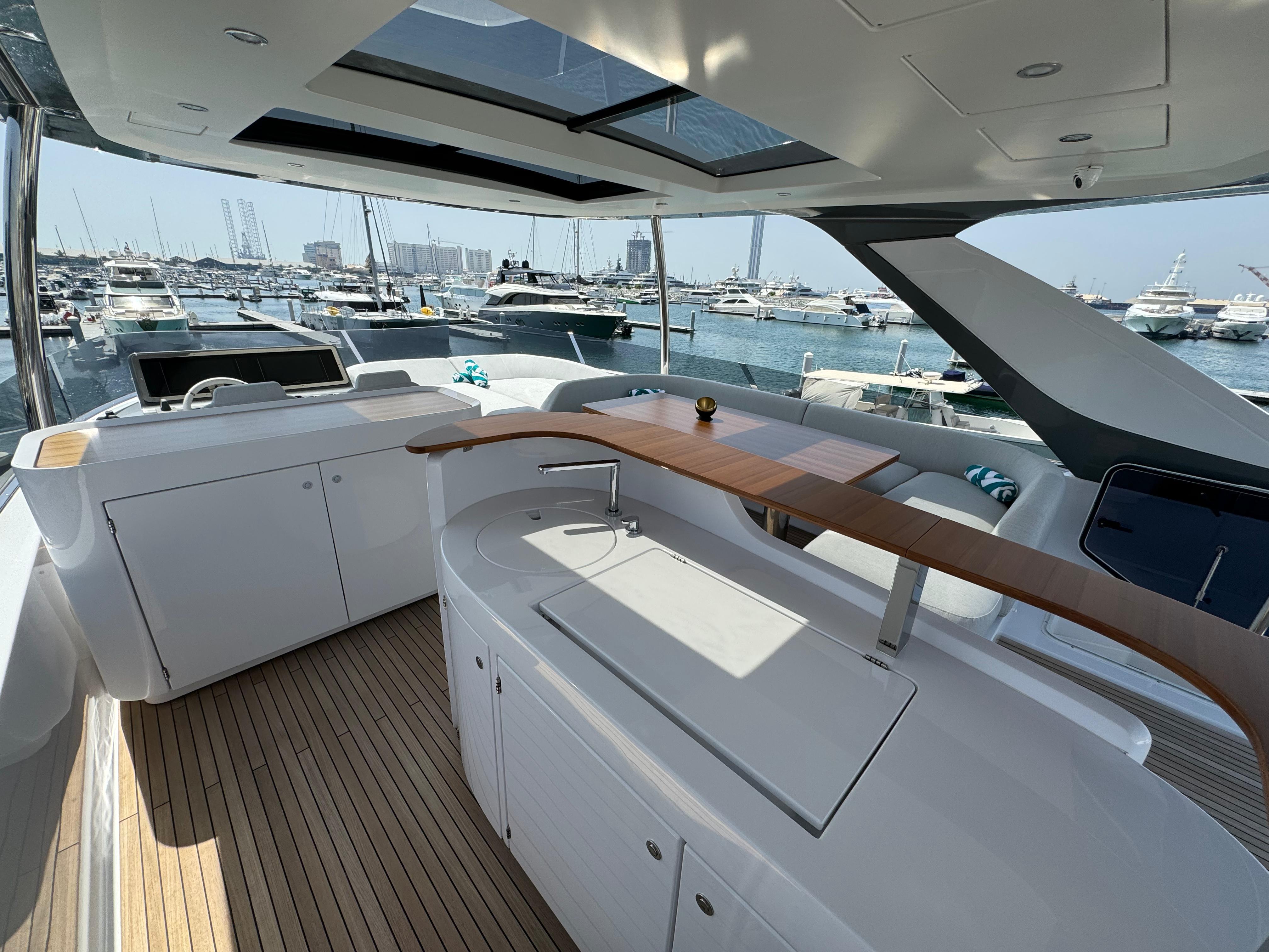 2024 Azimut Fly 78 Flybridge for sale - YachtWorld