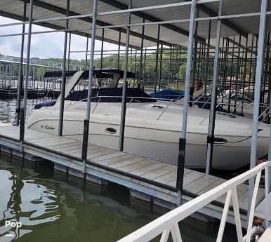 Used 2001 Rinker 310 Fiesta Vee - Missouri | TopBoats