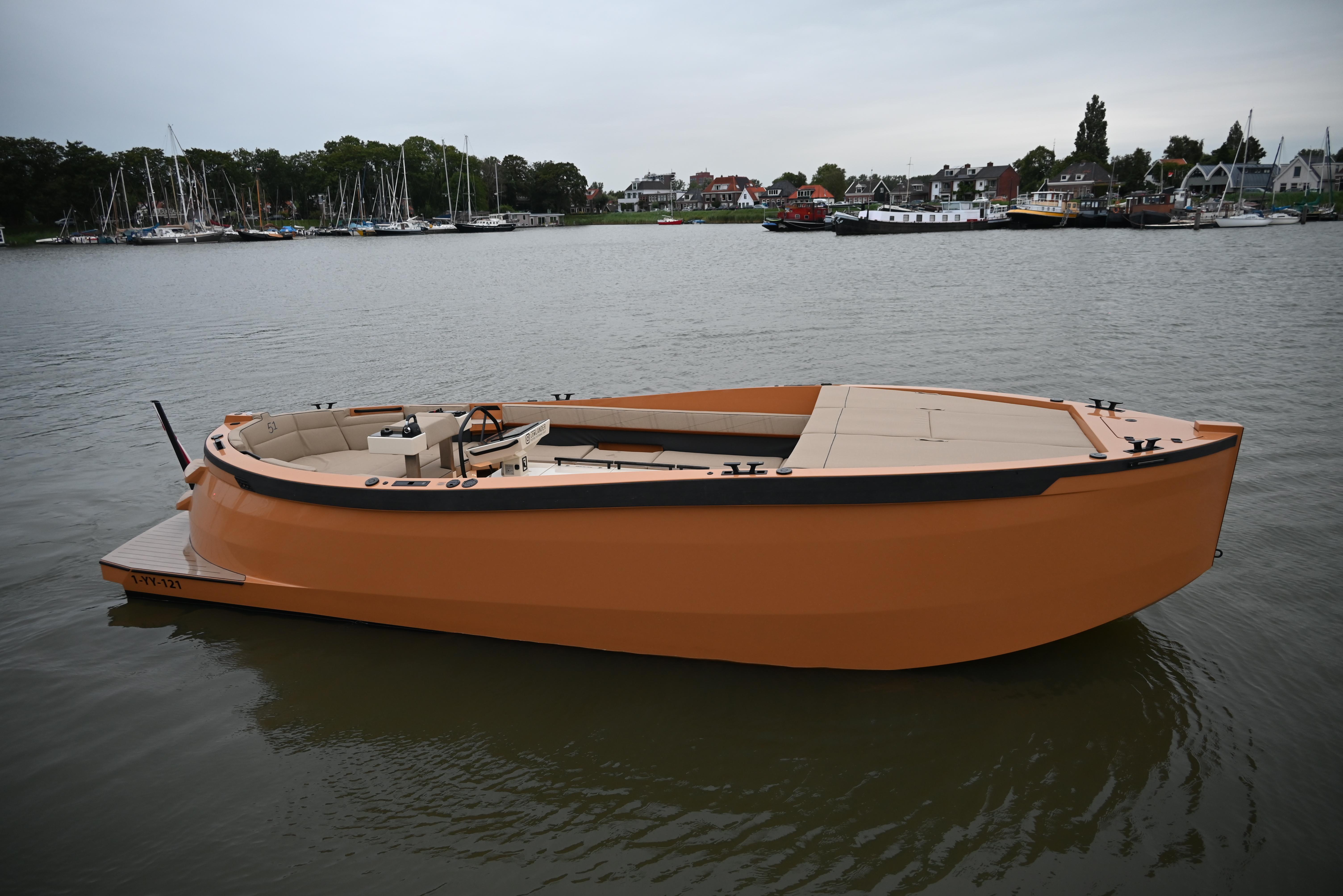 New 2024 LowLander Speedster 851 | TopBoats