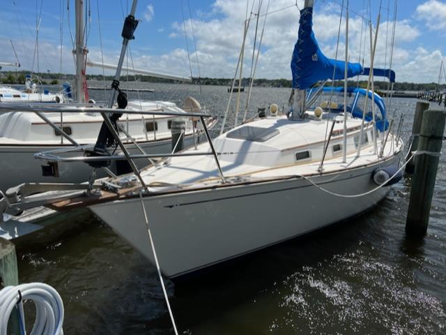 Used 1985 Sabre 32 - New Jersey | TopBoats