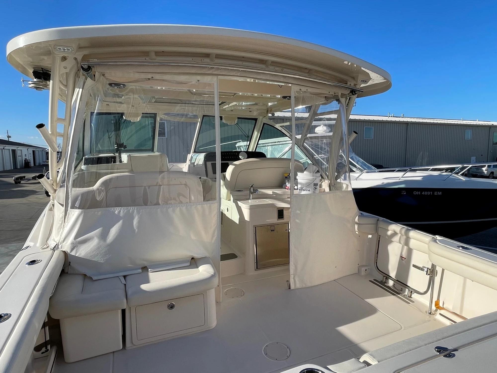 2020 Grady-White Freedom 375 Dual Console for sale - YachtWorld