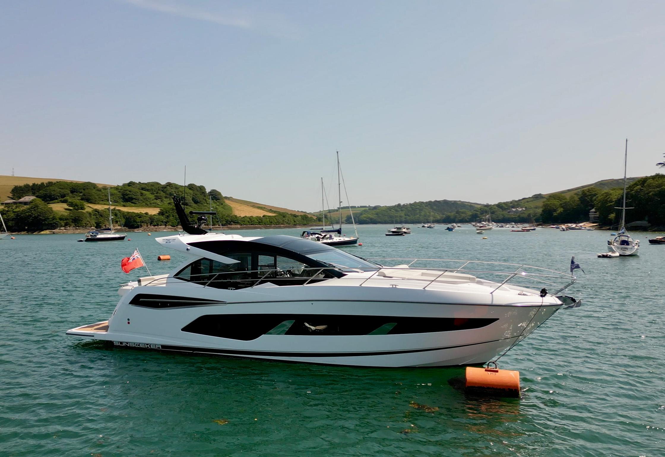 2022 Sunseeker Predator 55 EVO Motor Yachts for sale - YachtWorld