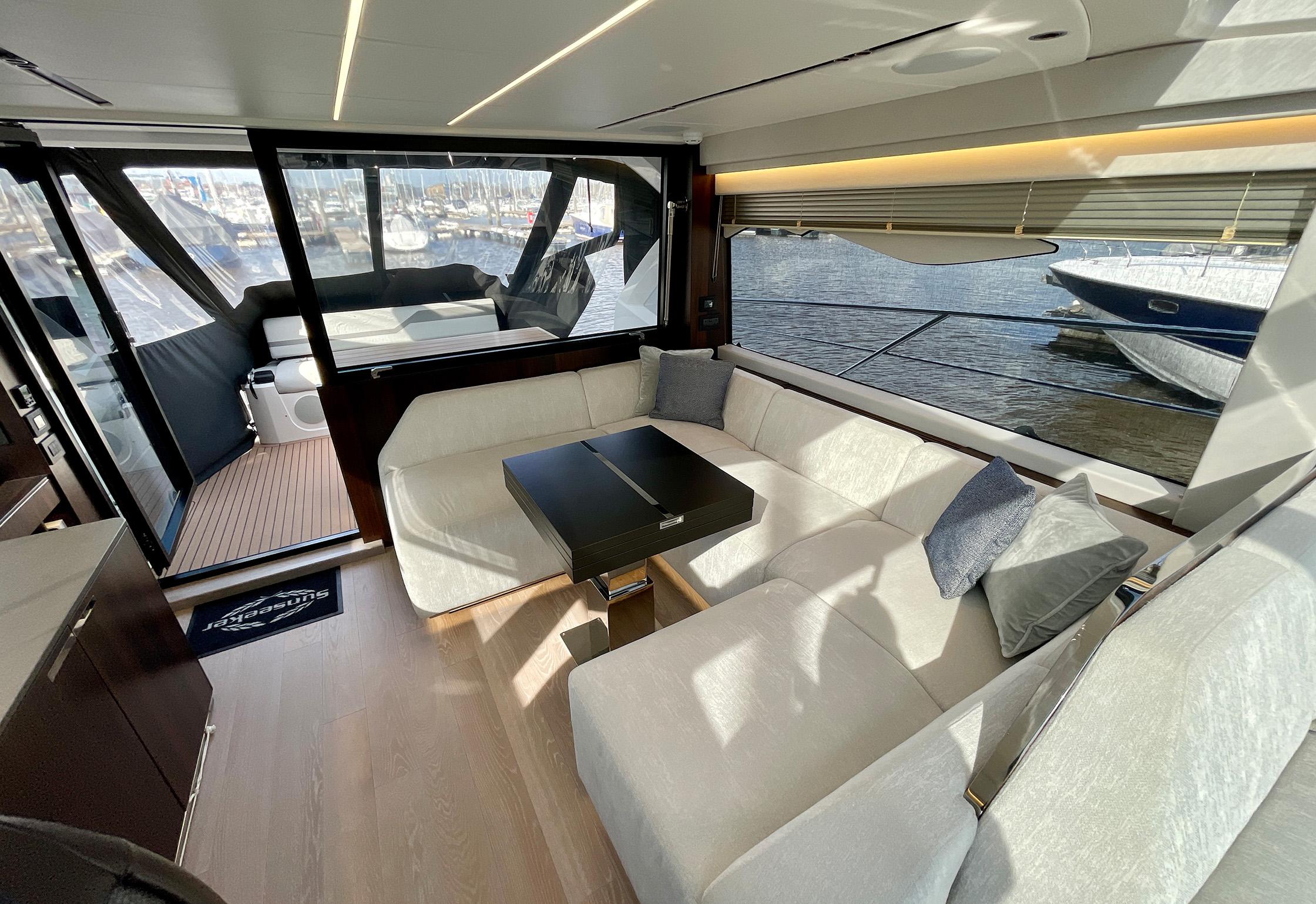 2022 Sunseeker Predator 55 EVO Motor Yachts for sale - YachtWorld