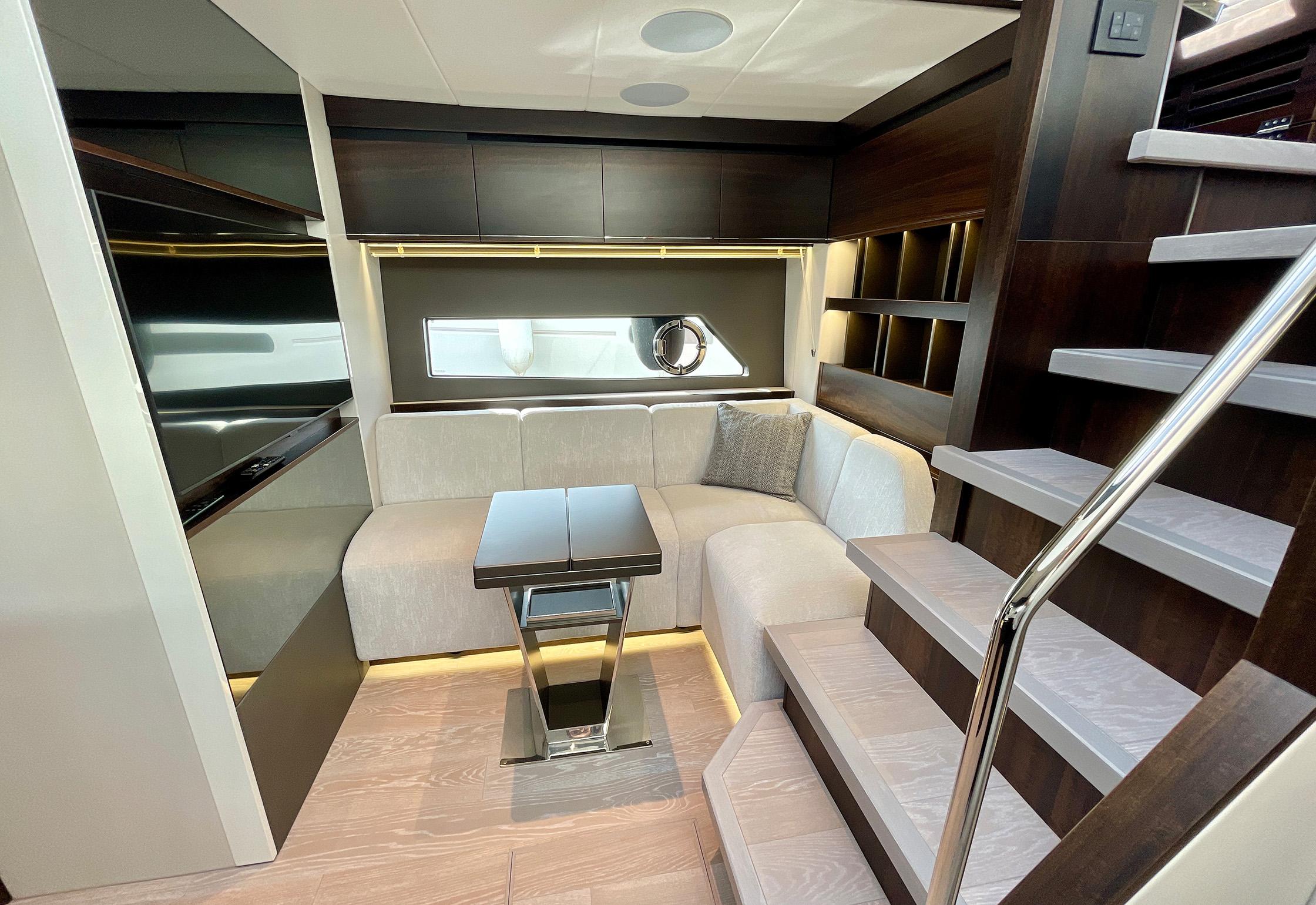 2022 Sunseeker Predator 55 EVO Motor Yachts for sale - YachtWorld