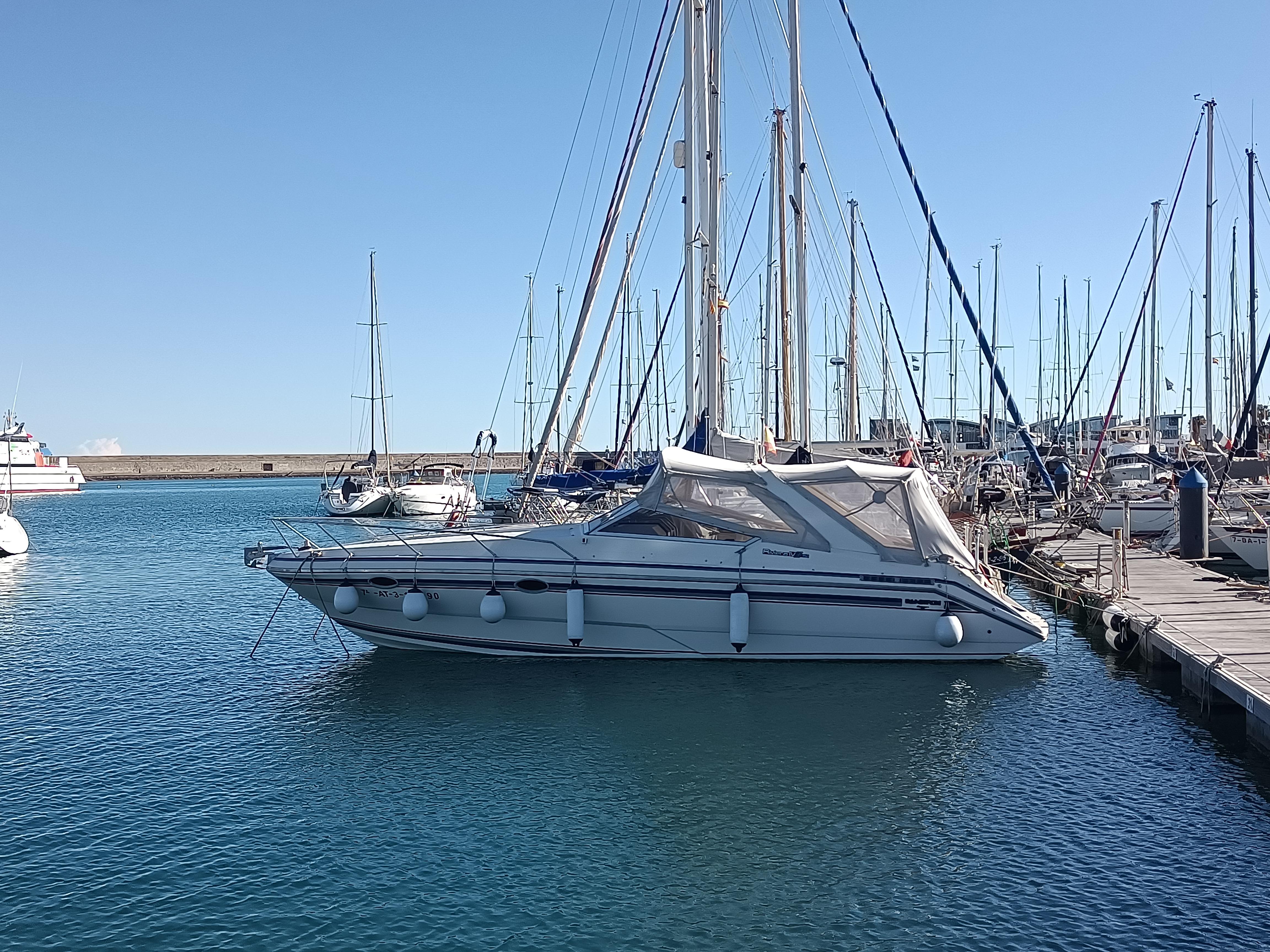 Tweedehands 1989 Glastron 350 Riviera - Castellón | YachtFocus