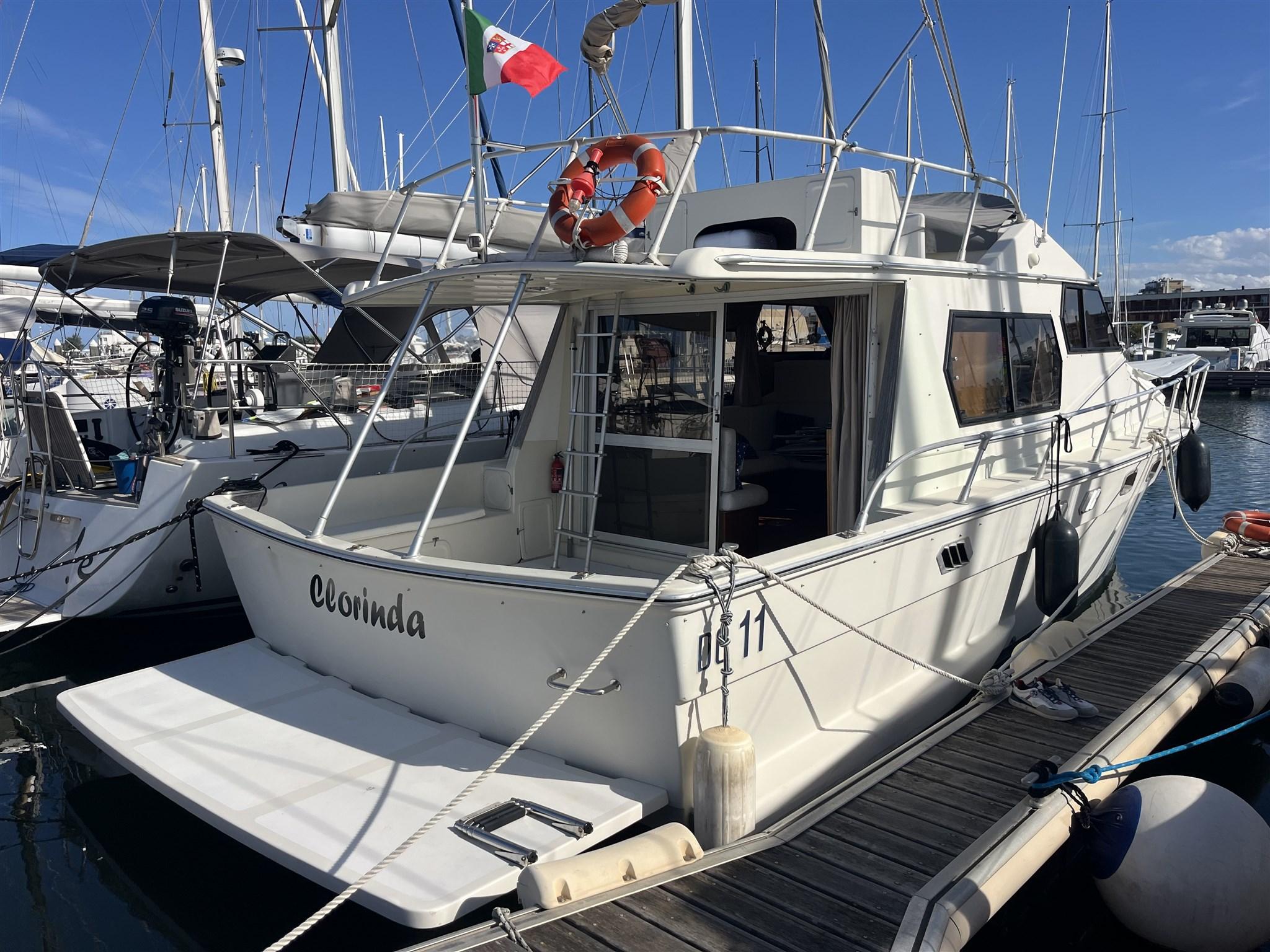 Used 1985 Dellapasqua DC 11 S Flying Bridge | YachtFocus