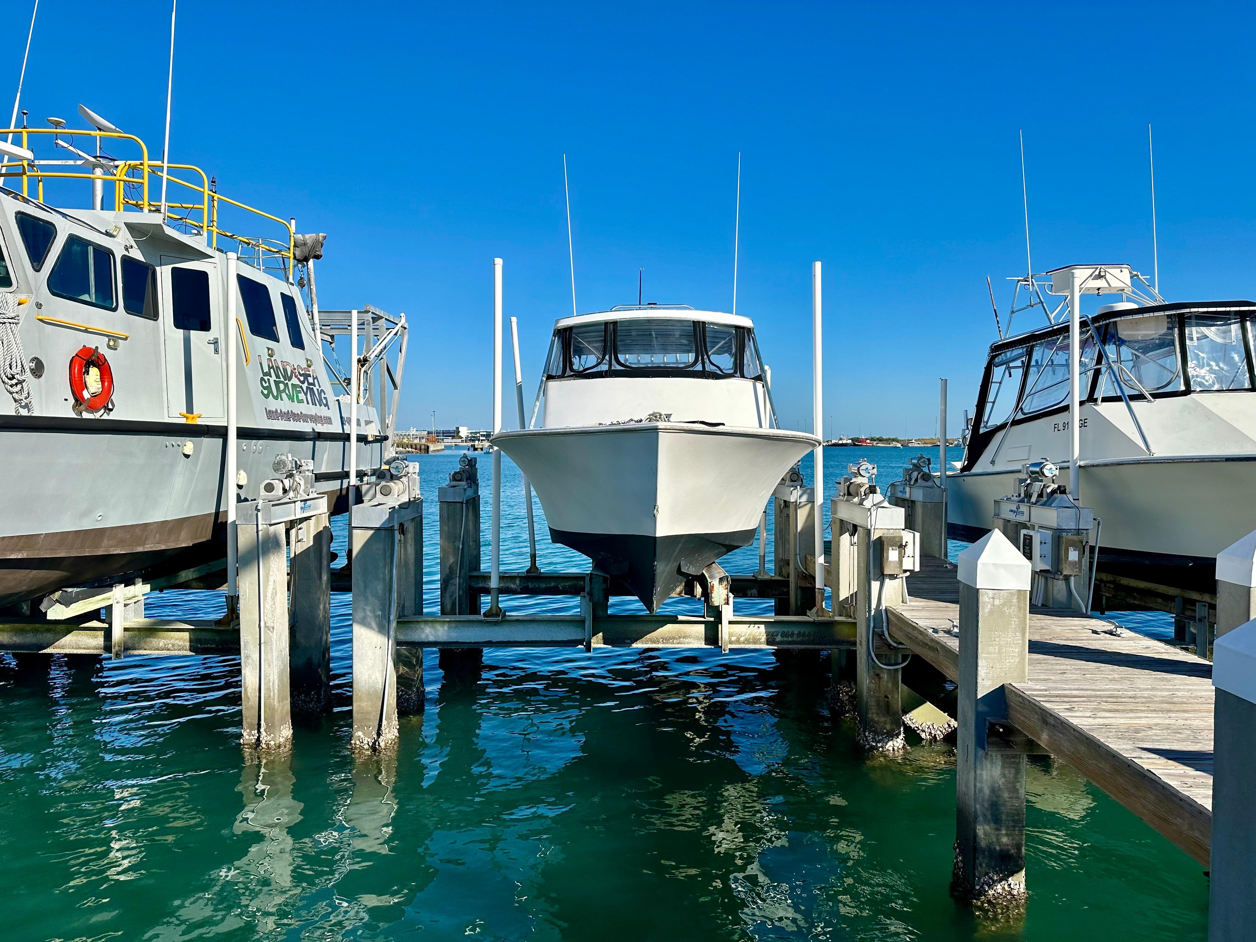 1993 Stuart Angler 32 Fischerboot (Salzwasser) Kaufen - YachtWorld