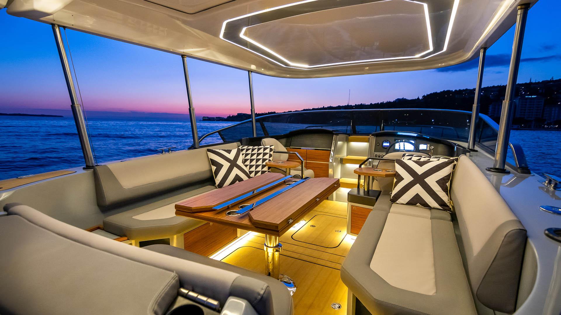 Alfastreet Inboard Series 28 Open 10m 2025, Sports Cruiser | Boot24