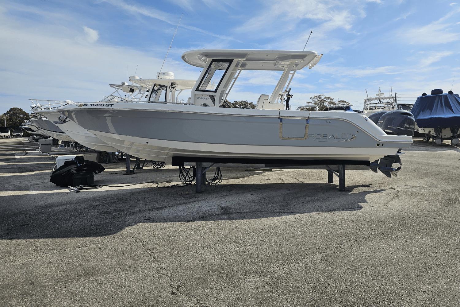 Robalo boats for sale | YachtWorld