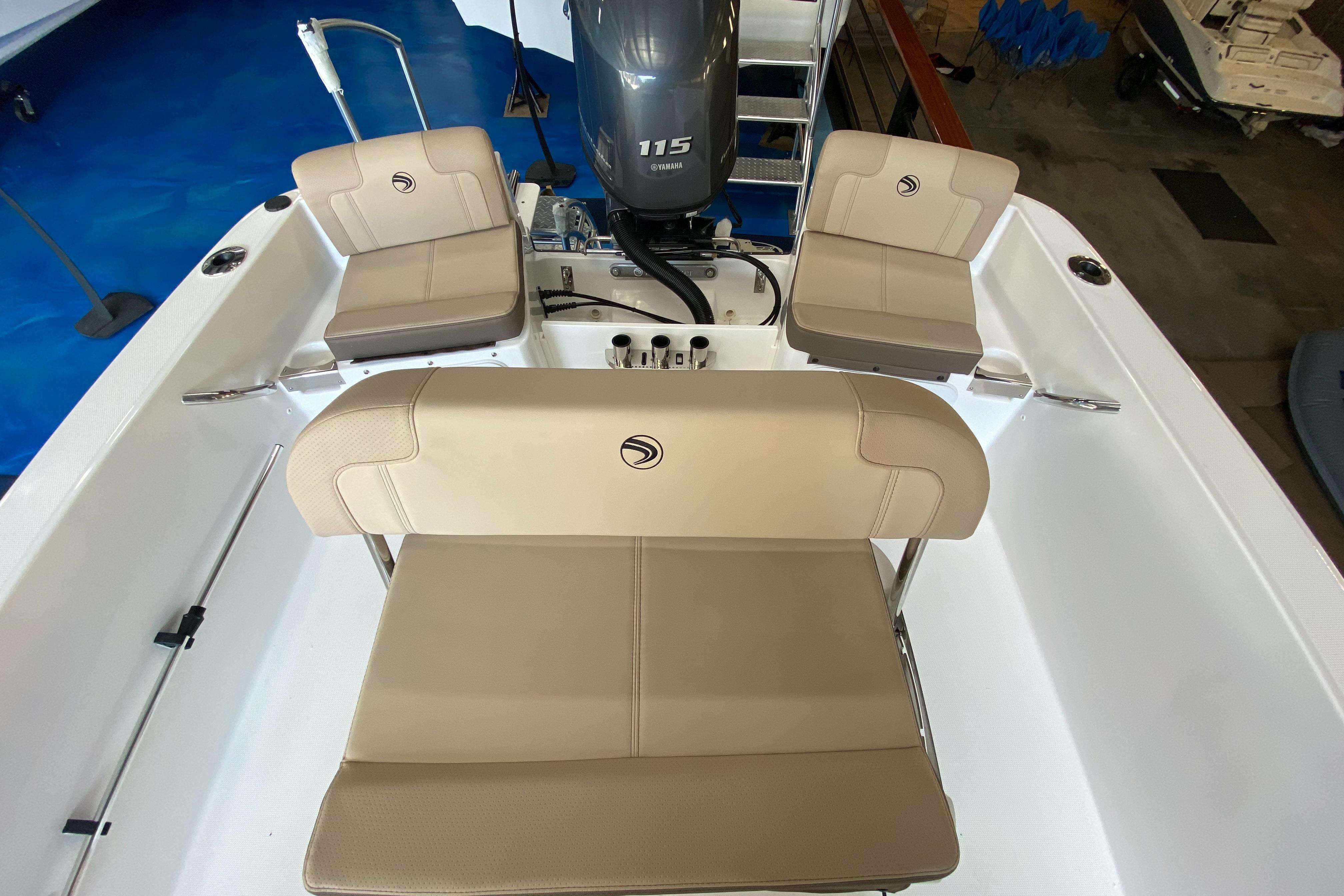 2024 Edgewater 170CC Center Console Bateaux à console centrale à vendre - YachtWorld