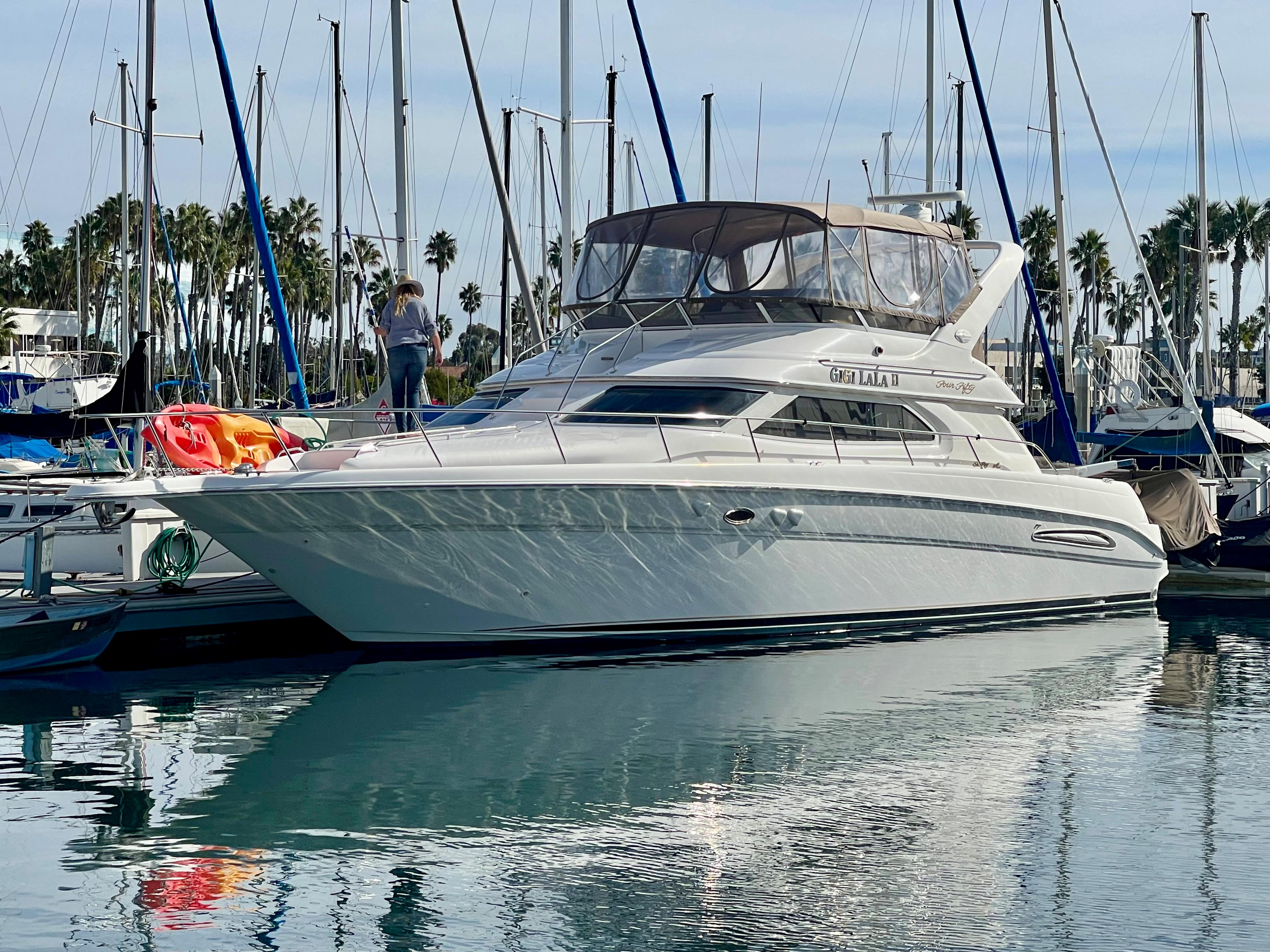 1999 Sea Ray 450 Express Bridge Sedan-Boot Kaufen - YachtWorld