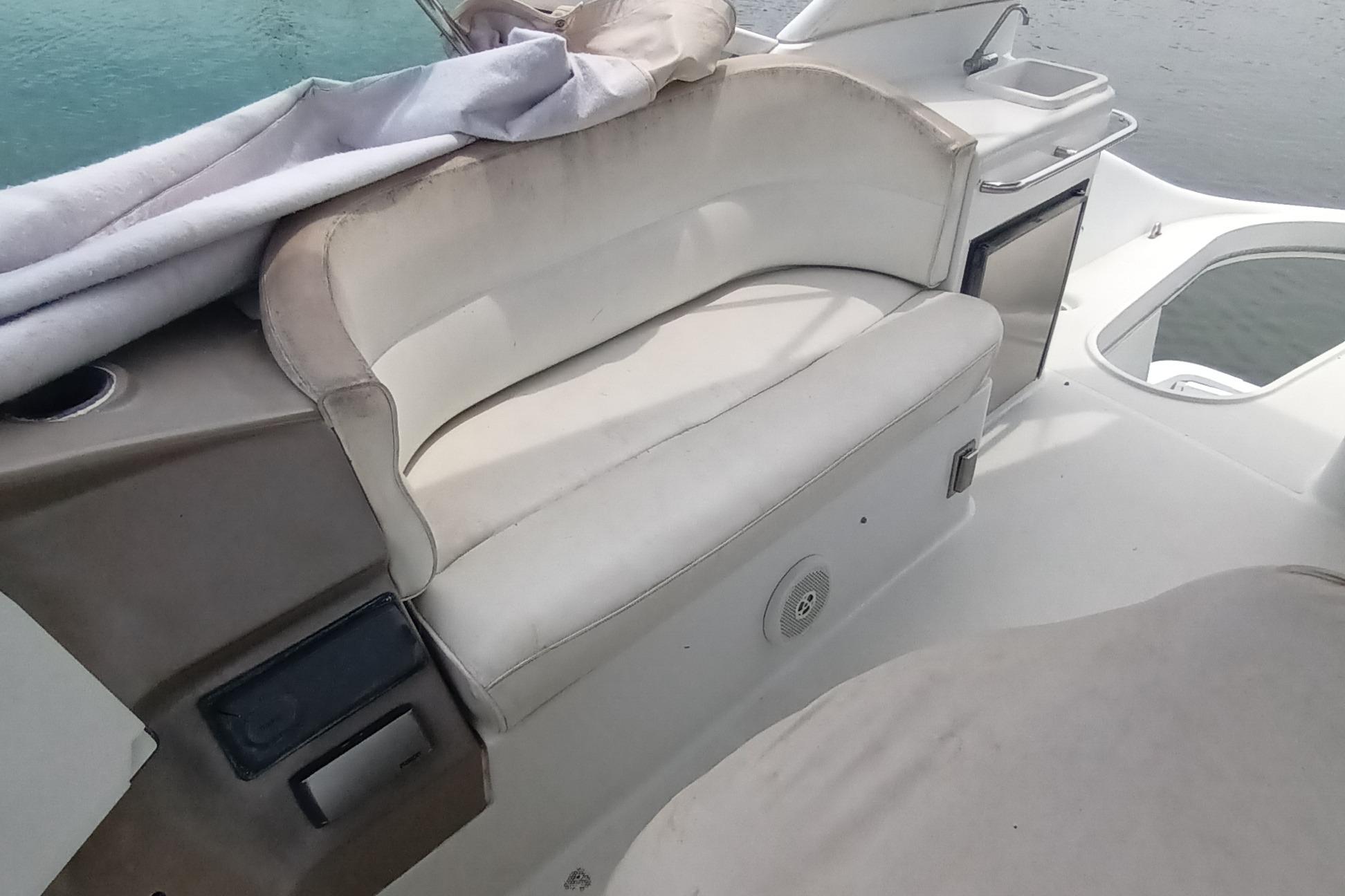 2000 Carver 450 Voyager Pilothouse Motor Yacht for sale - YachtWorld