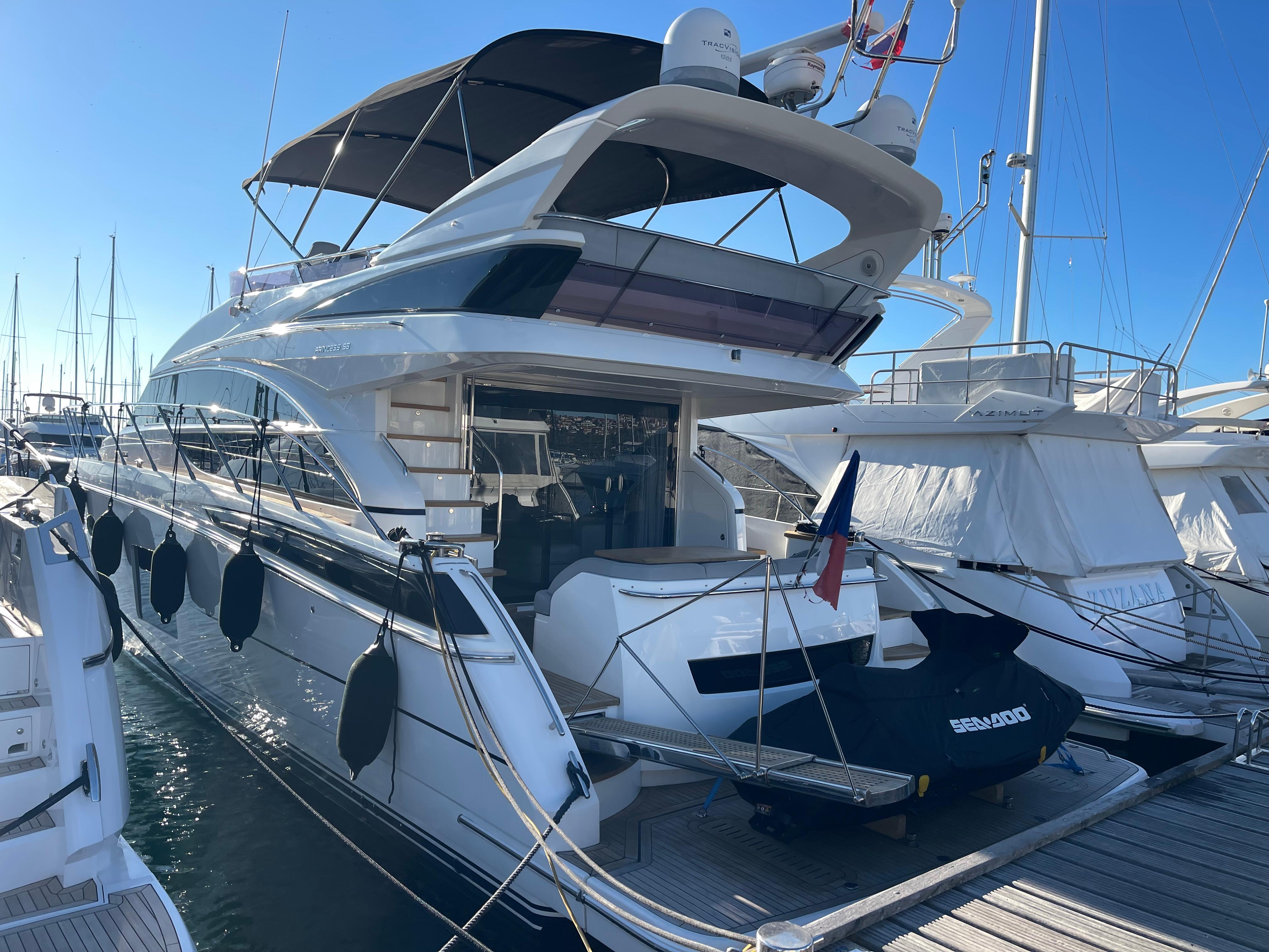 Tweedehands 2014 Princess Flybridge 56 Motor Yacht Rijeka, Kroatië ...