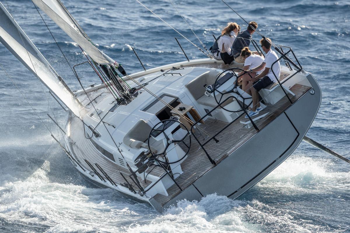 New Beneteau FIRST YACHT 44 in 56 - Morbihan - iNautia