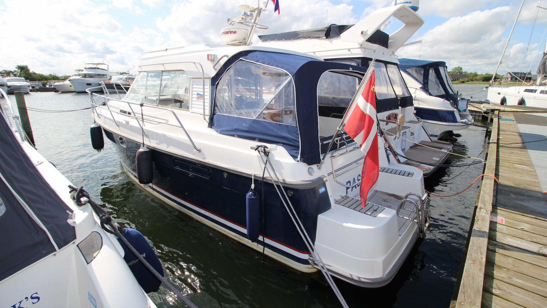 Used Nimbus 320 Coupe - iNautia