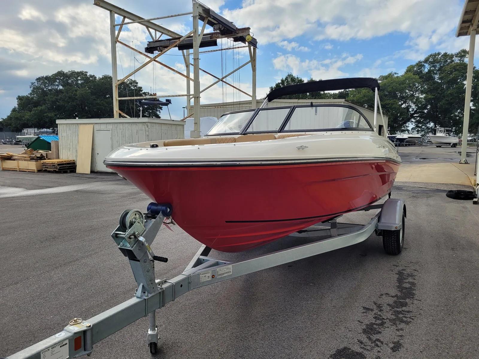 2023 Bayliner VR4 Bowrider - Outboard Bowrider for sale - YachtWorld