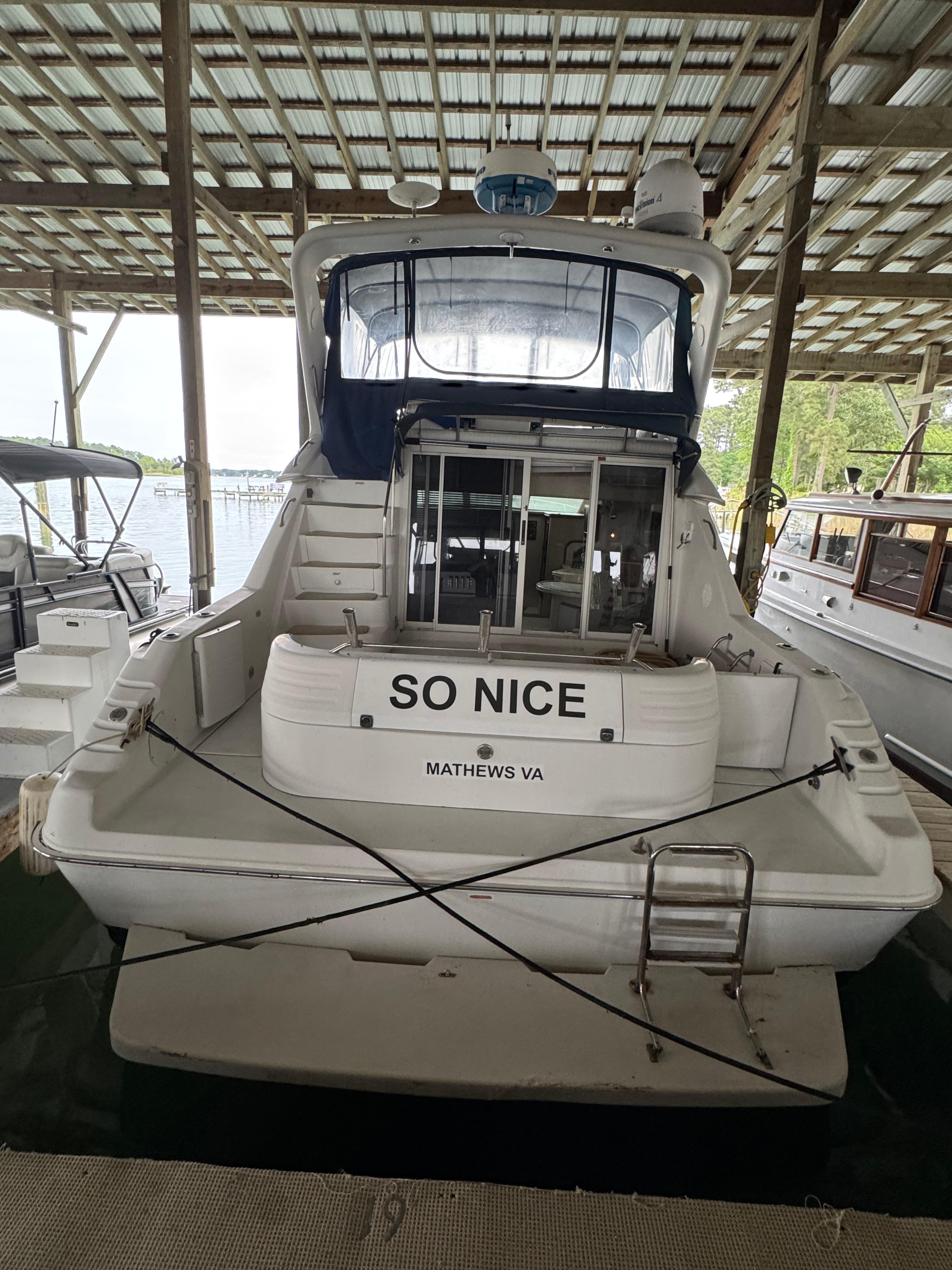 1995 Sea Ray 440 Express Bridge Motor Yachts for sale - YachtWorld