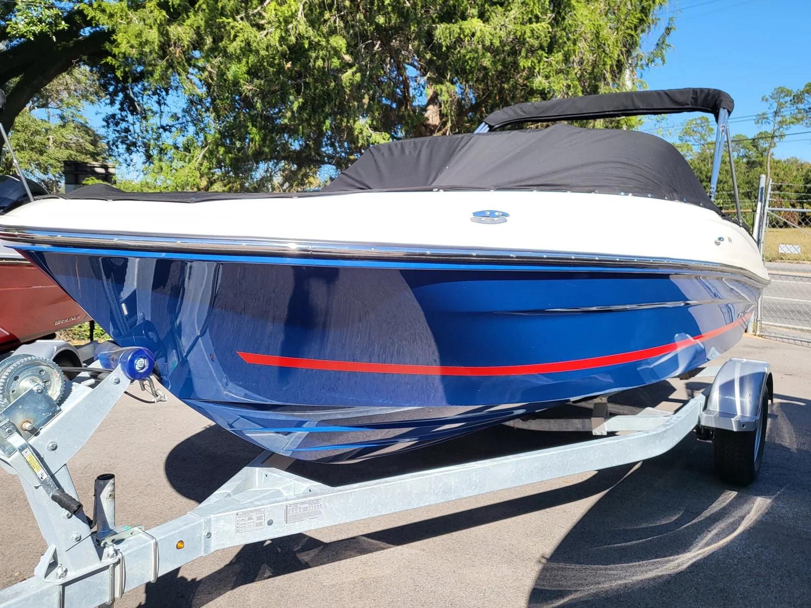 2023 Bayliner VR4 Bowrider - Outboard Bowrider for sale - YachtWorld