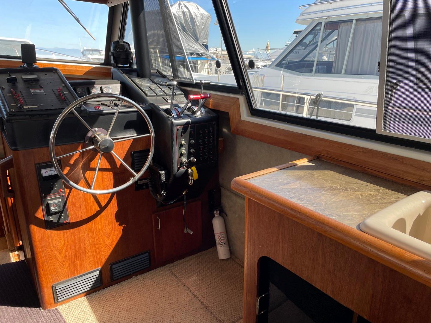 1989 Bayliner 3888 Motoryacht Motor Yacht for sale - YachtWorld