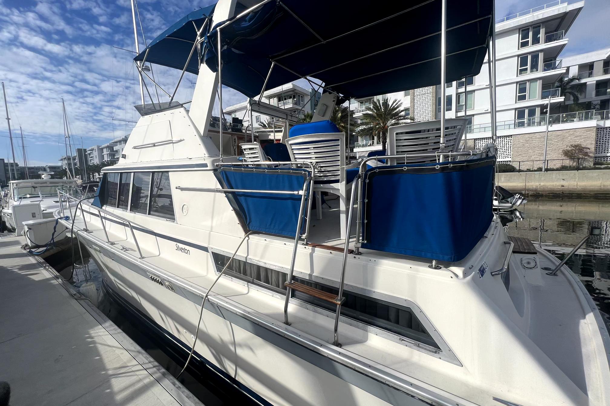 1986 Silverton 40 Motor Yacht Aft Cabin for sale - YachtWorld