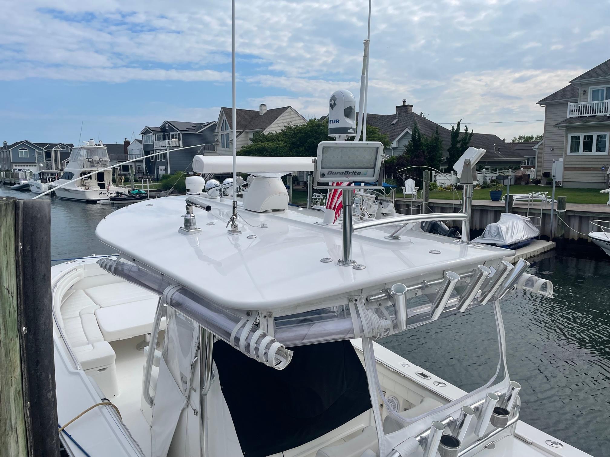 2019 Regulator 34 Center Console Centre Console for sale - YachtWorld