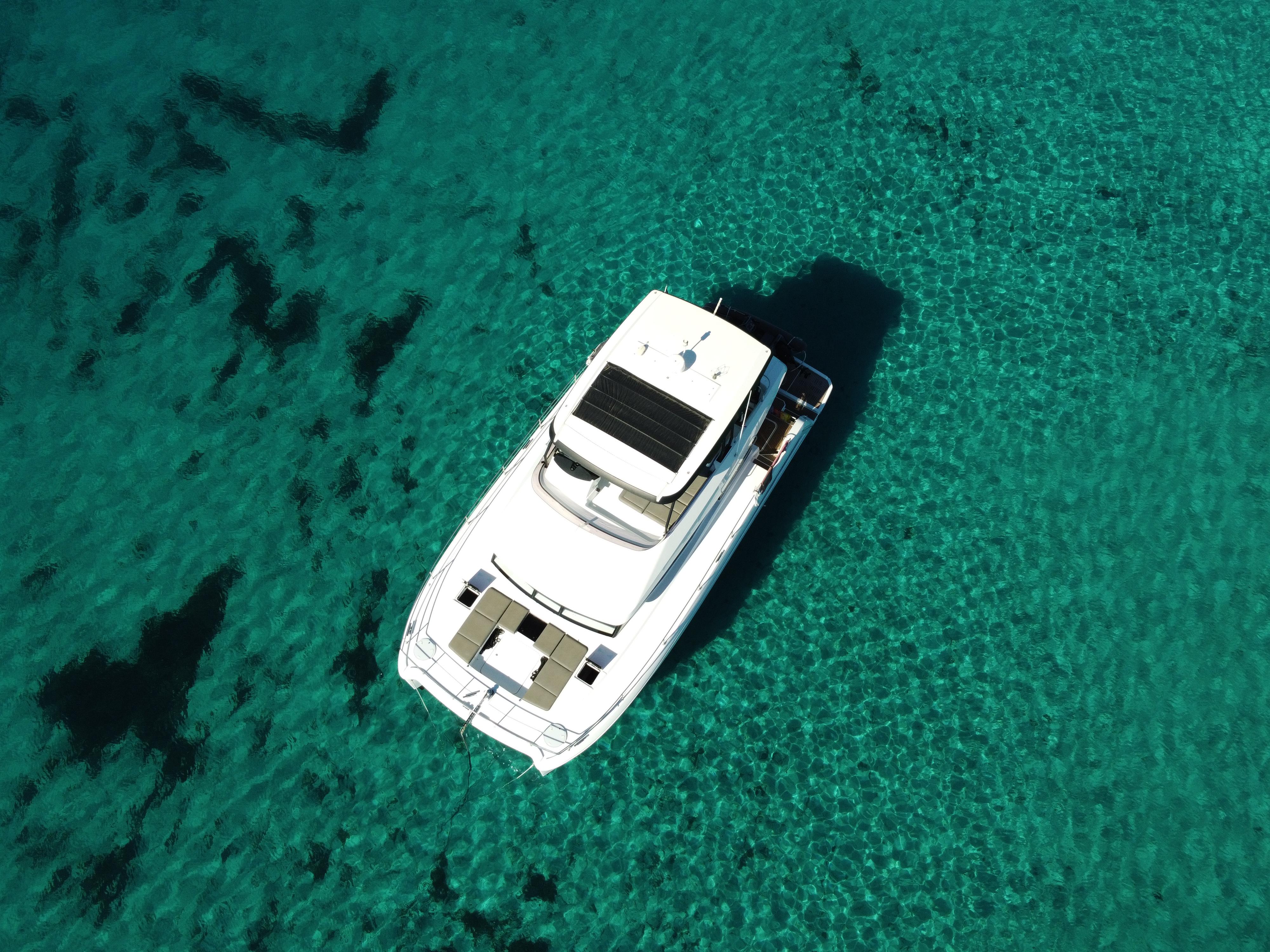 2022 Fountaine Pajot MY6 Power Catamaran for sale - YachtWorld