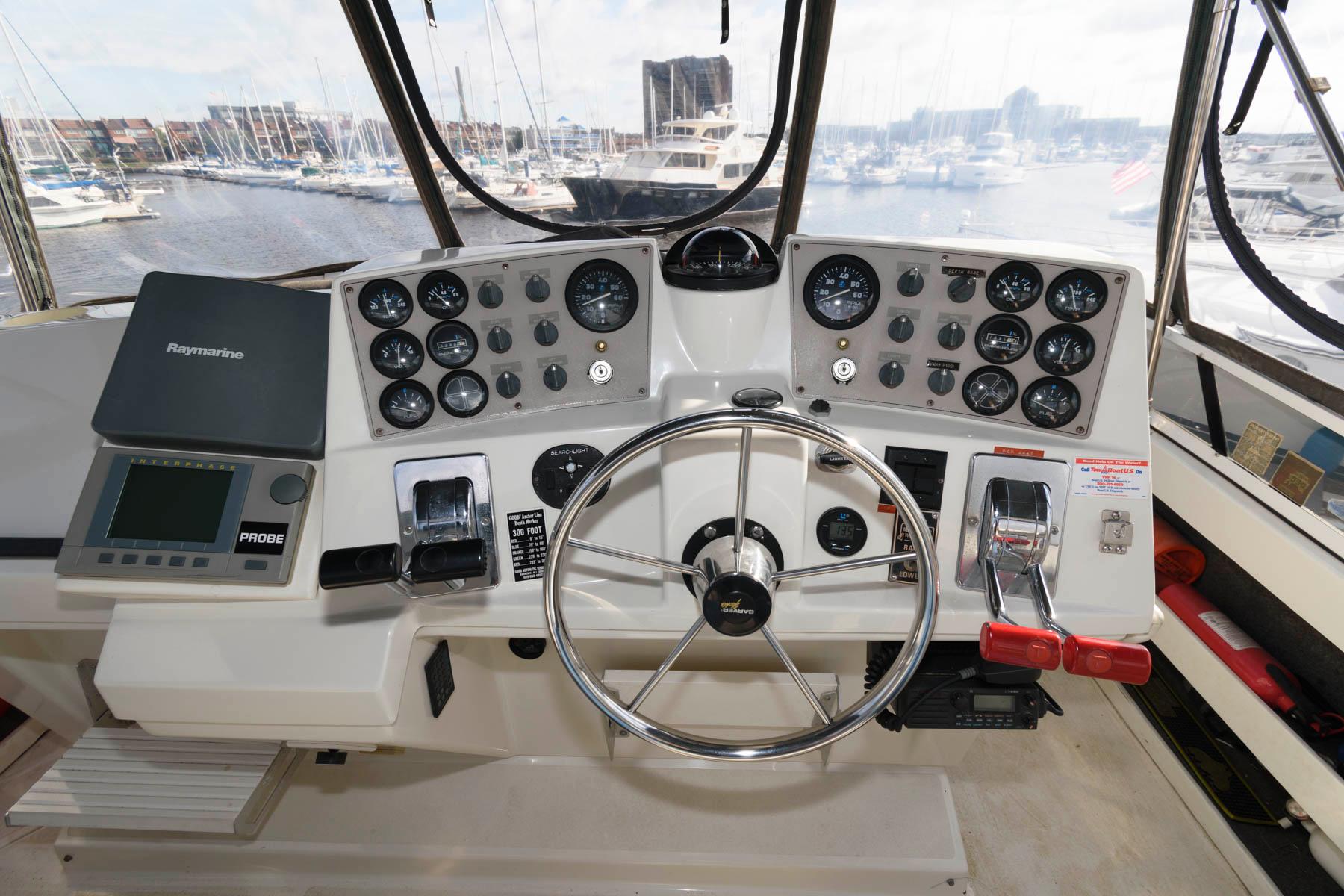 1997 Carver 355 Aft Cabin Aft Cabin for sale - YachtWorld