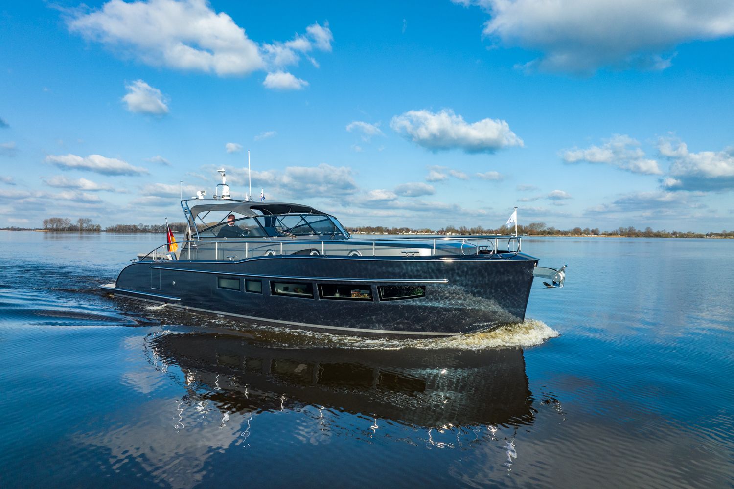 Boarncruiser 42 Lounge | 13m | 2023 | Boats and Outboards